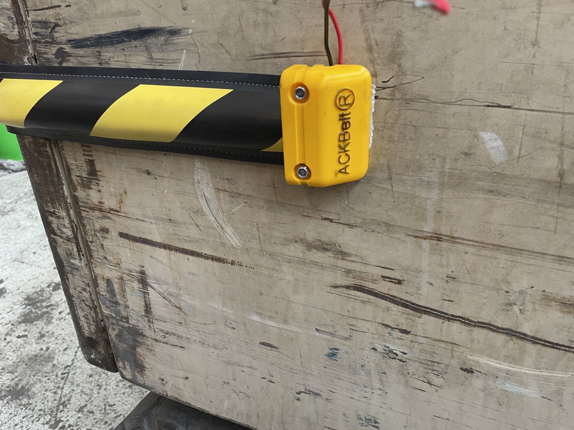 Anti-Crush Safety from Weston Handling