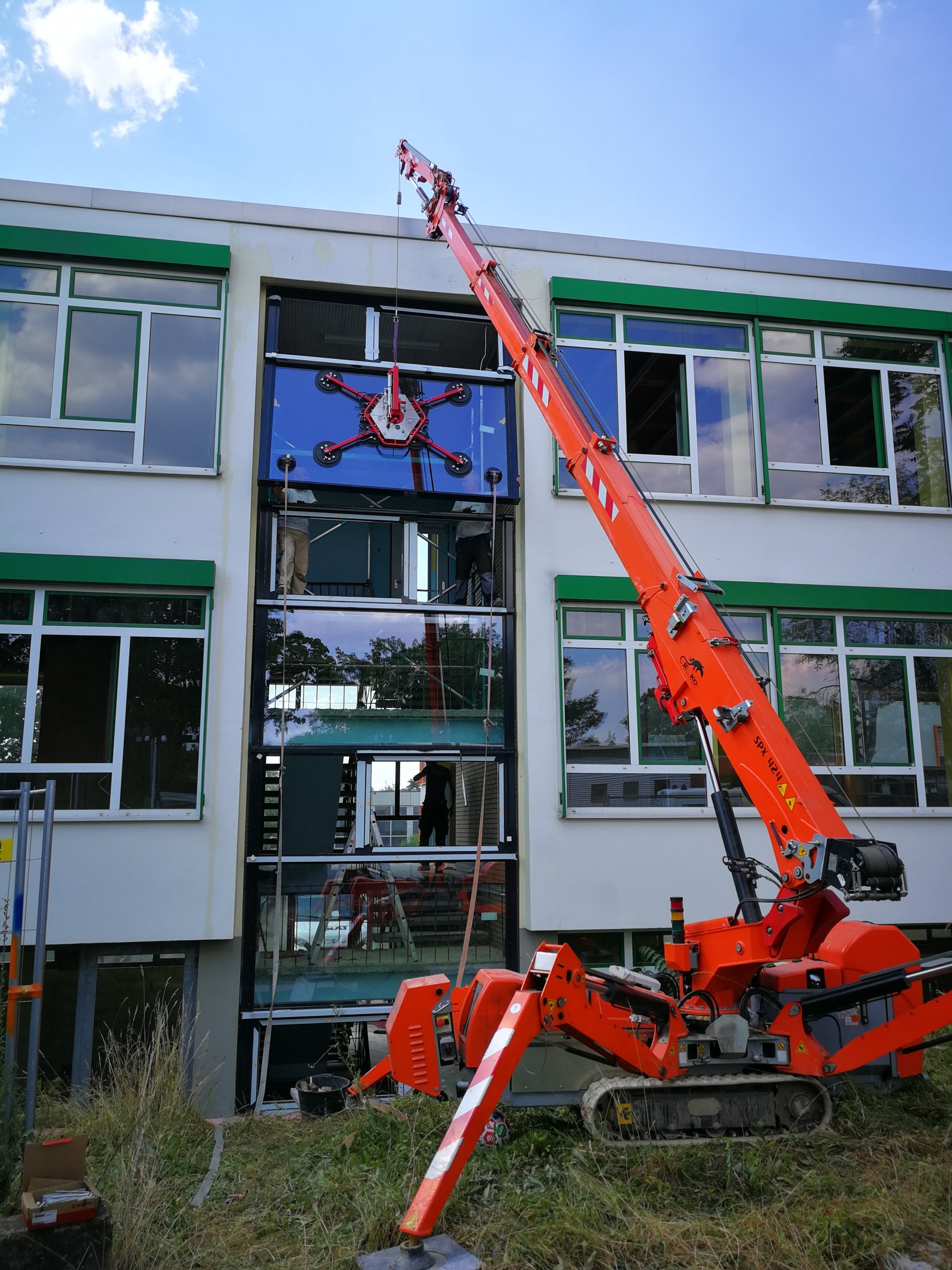 Krane, Mini-Krane, Anhängerkrane, Glas-Robot, Smartlift, Glas-Sauger