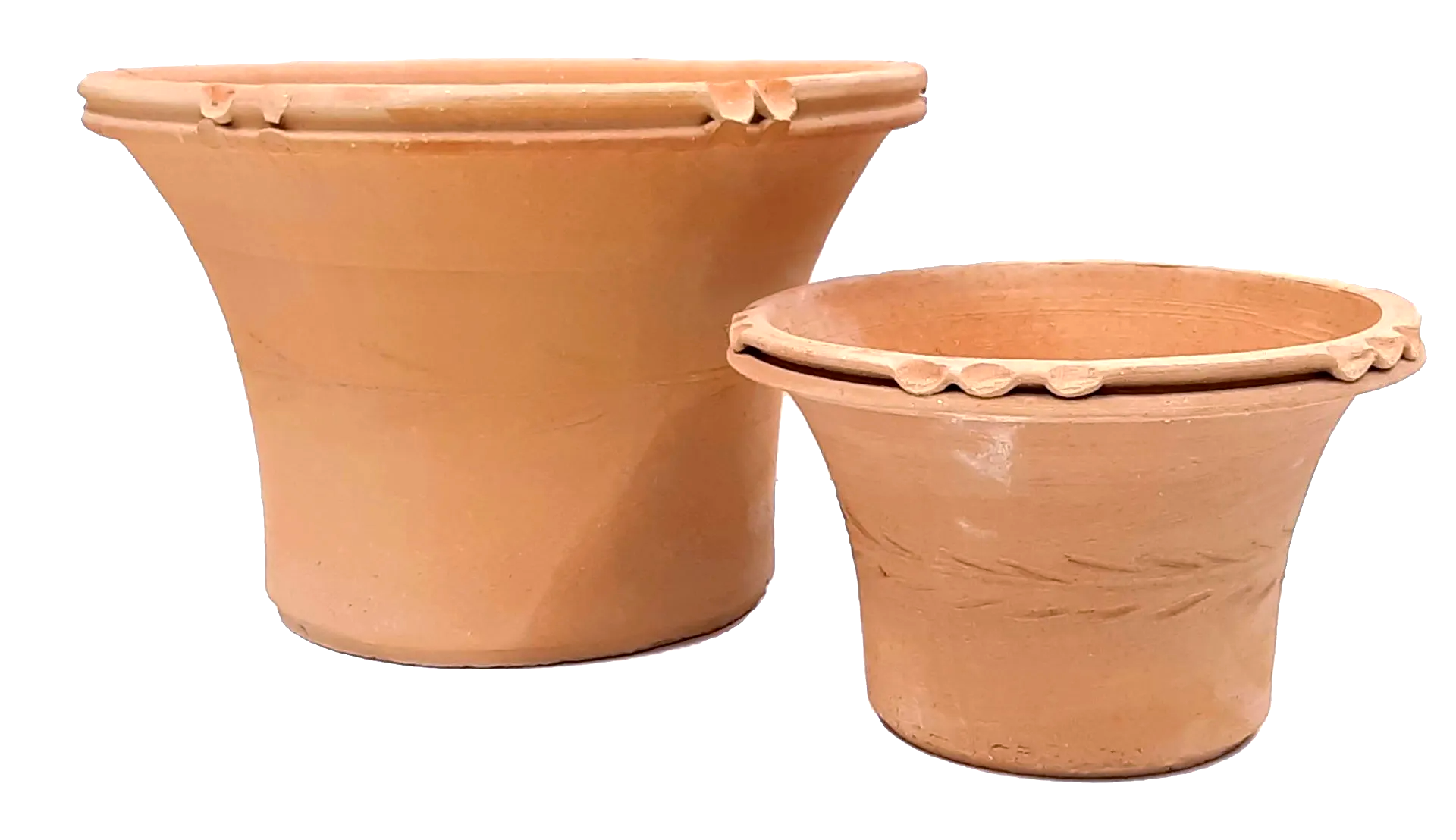Oreya Cretan pots. Frost proof terracotta pots and planters.