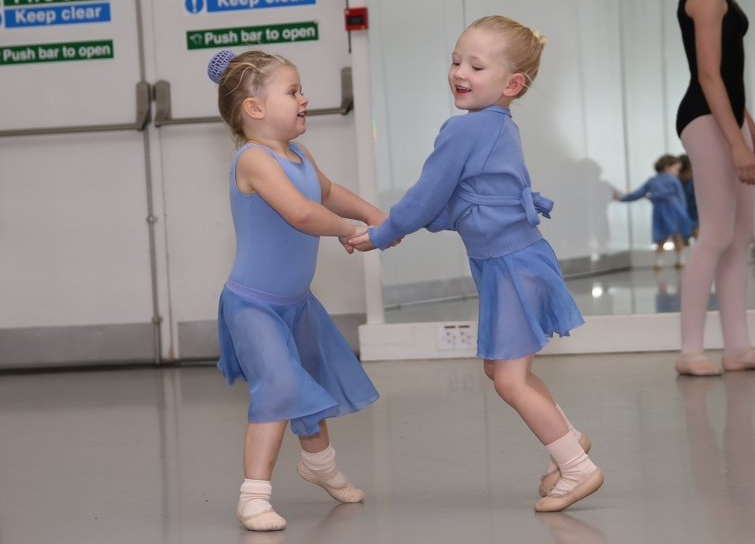 FREE Dance Taster Classes - Dance Act Theatre School