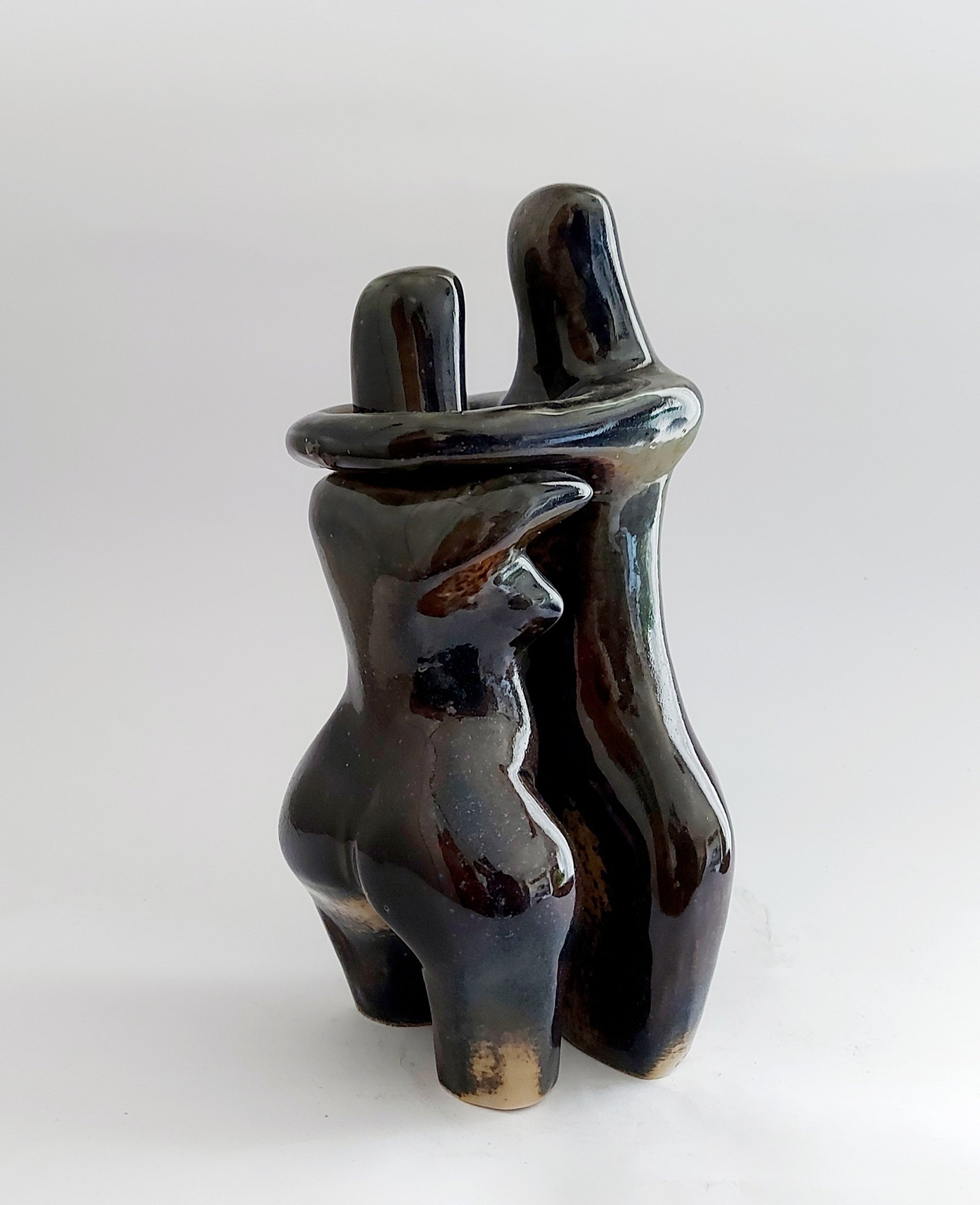 Tim Orr et Jacqueline Orr, couple de peintre, céramiste et sculpteur.