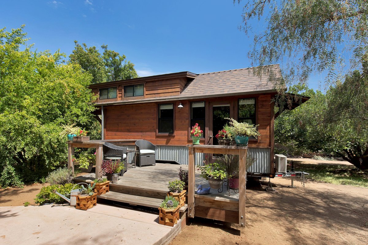 Home [www.coraltreehouse.com]