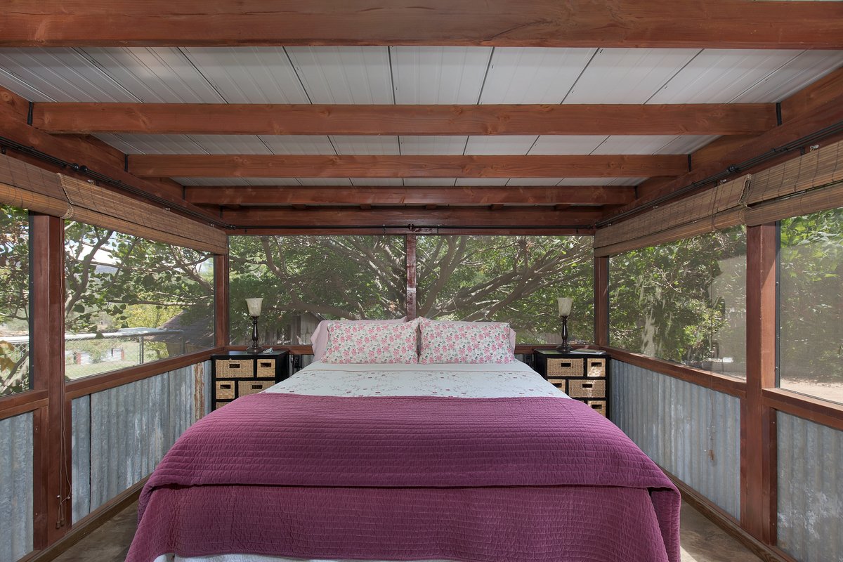 Home [www.coraltreehouse.com]