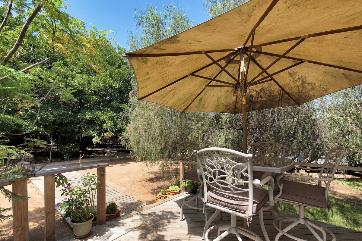 Home [www.coraltreehouse.com]