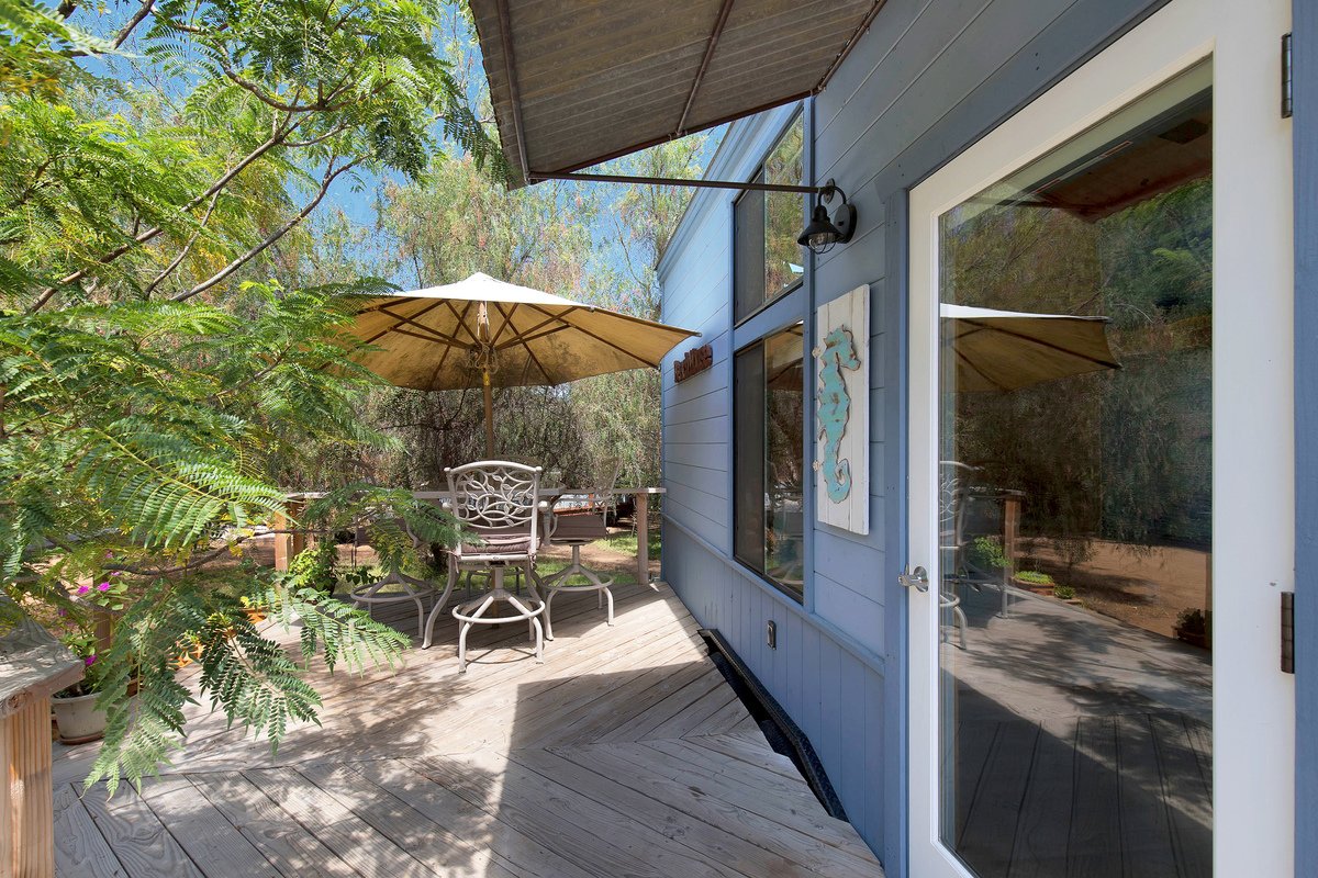 Home [www.coraltreehouse.com]