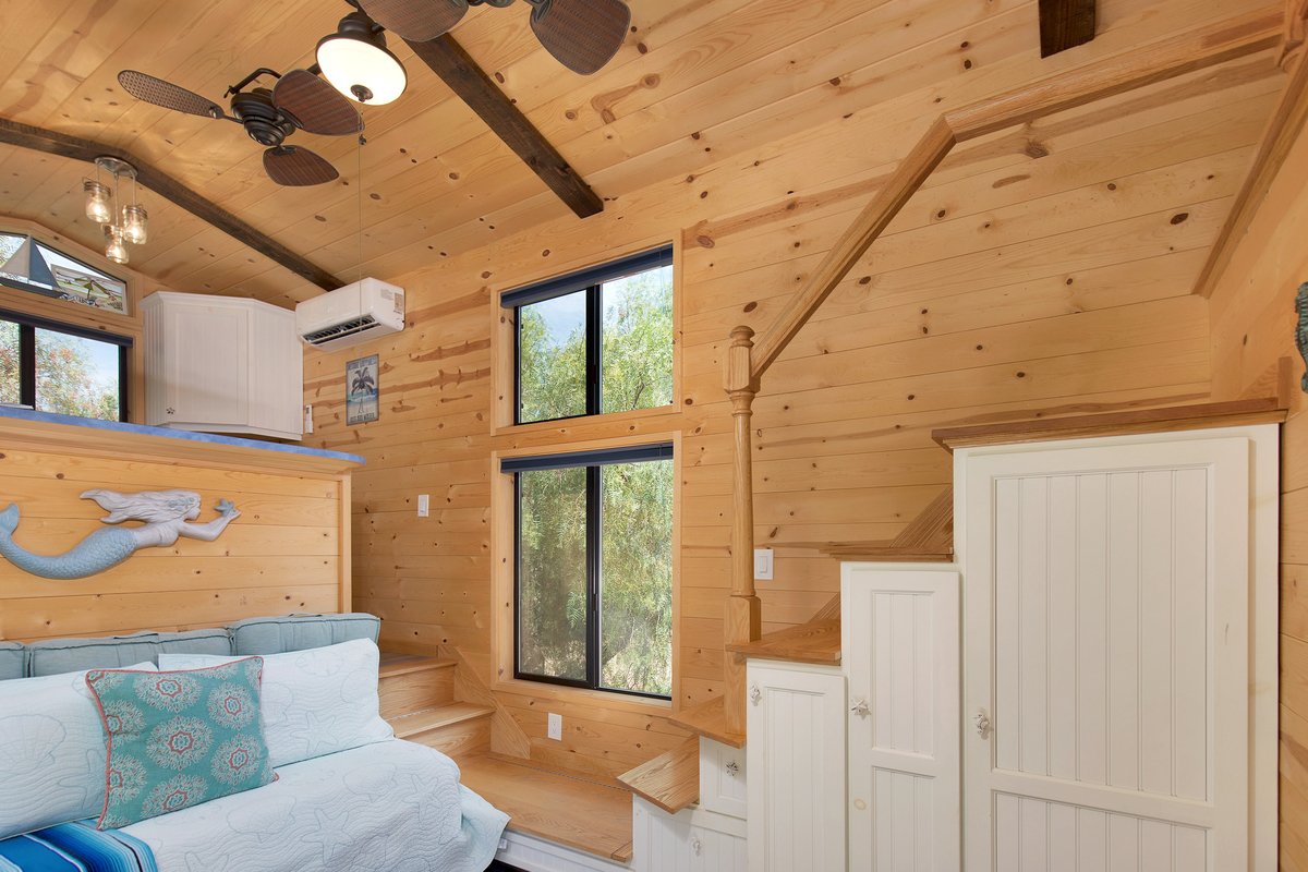 Home [www.coraltreehouse.com]