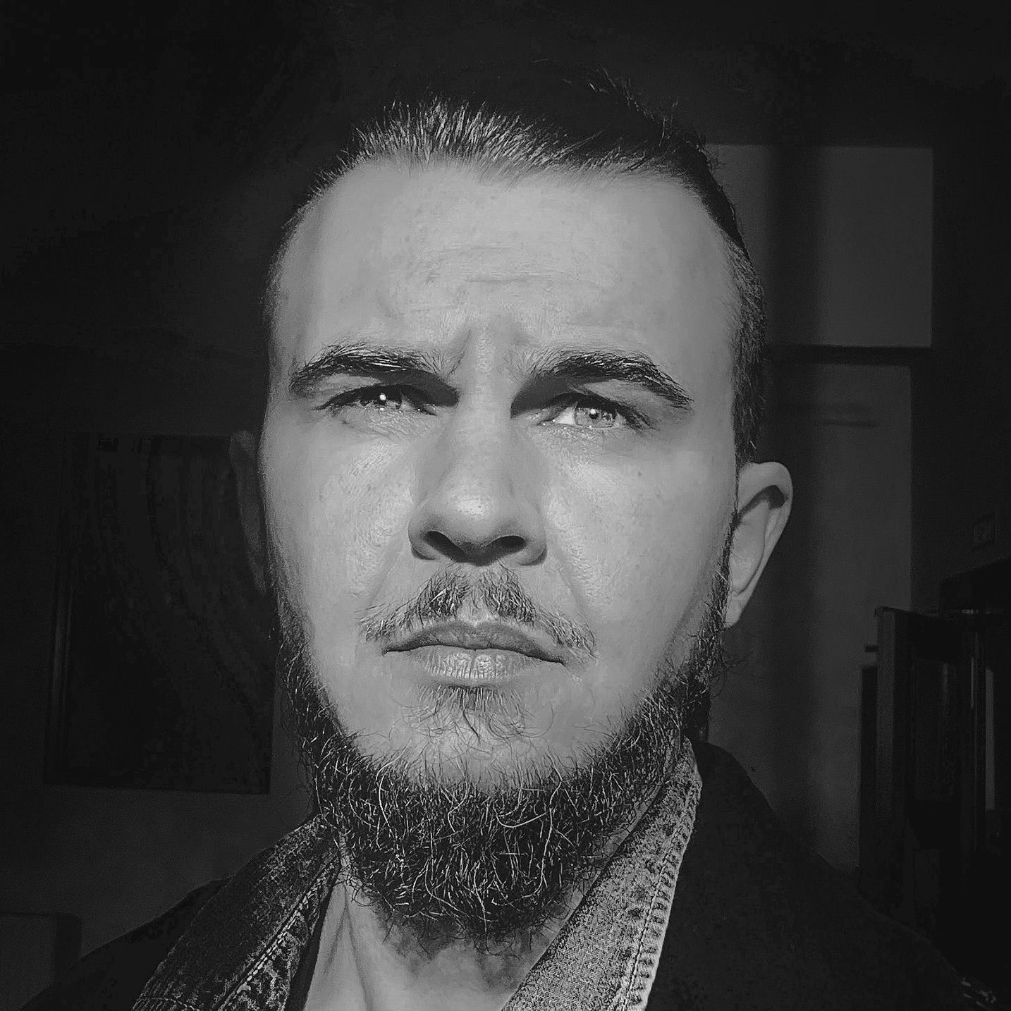 ASCHE - Der Mysterythriller mit Jessica Stautz