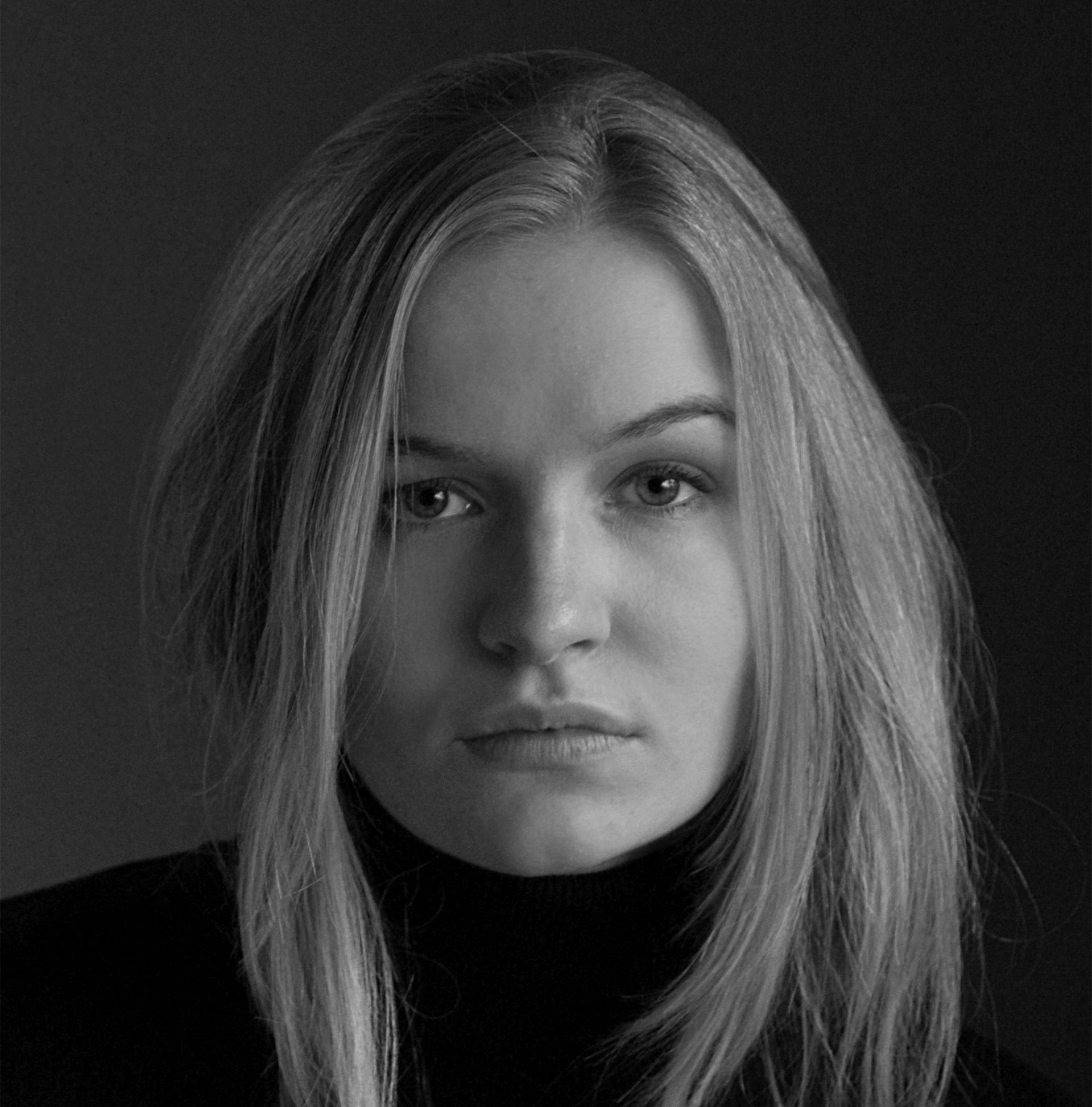 ASCHE - Der Mysterythriller mit Jessica Stautz