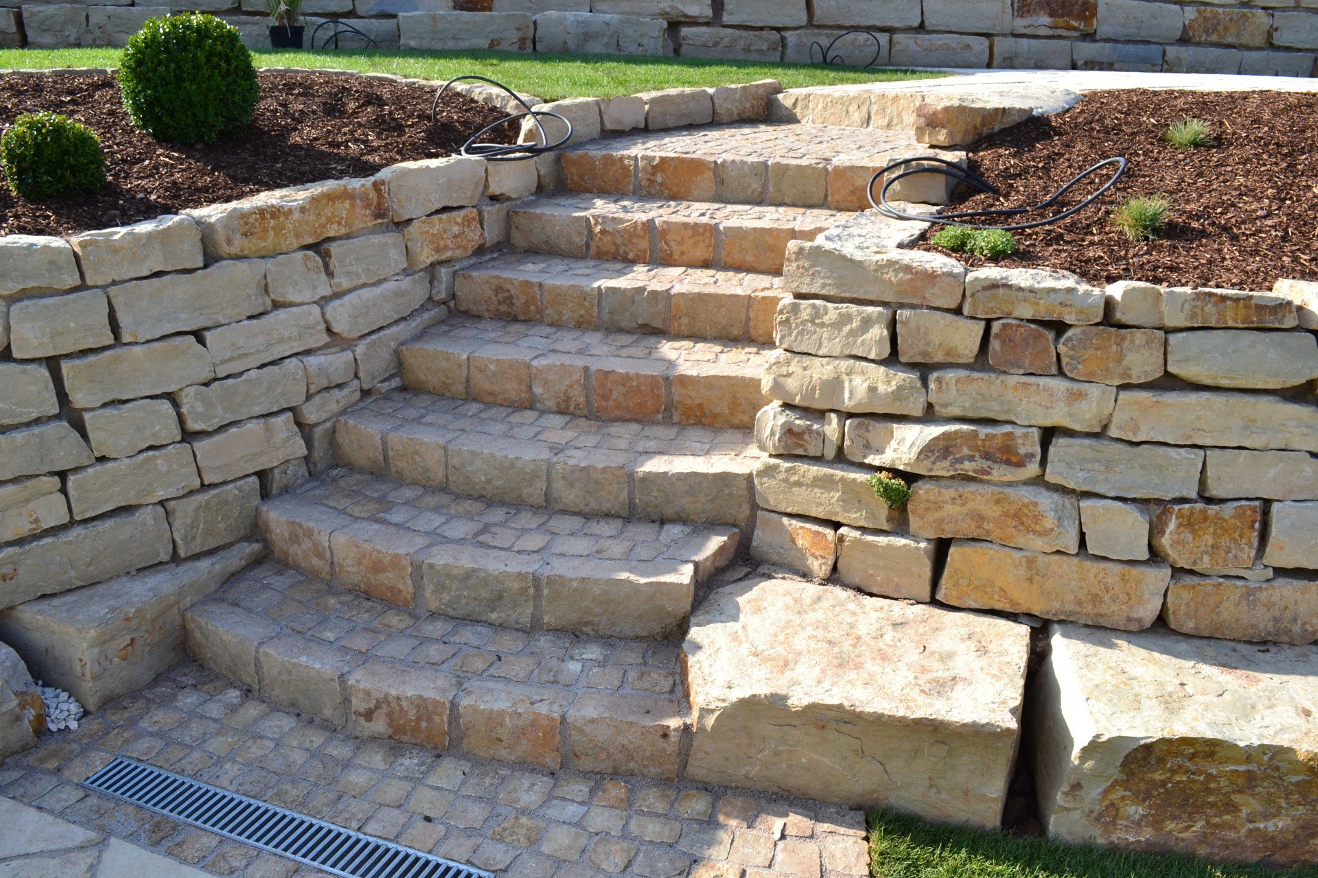 Rau Garten- Landschaftsbau Straßenbau Wadern Noswendel