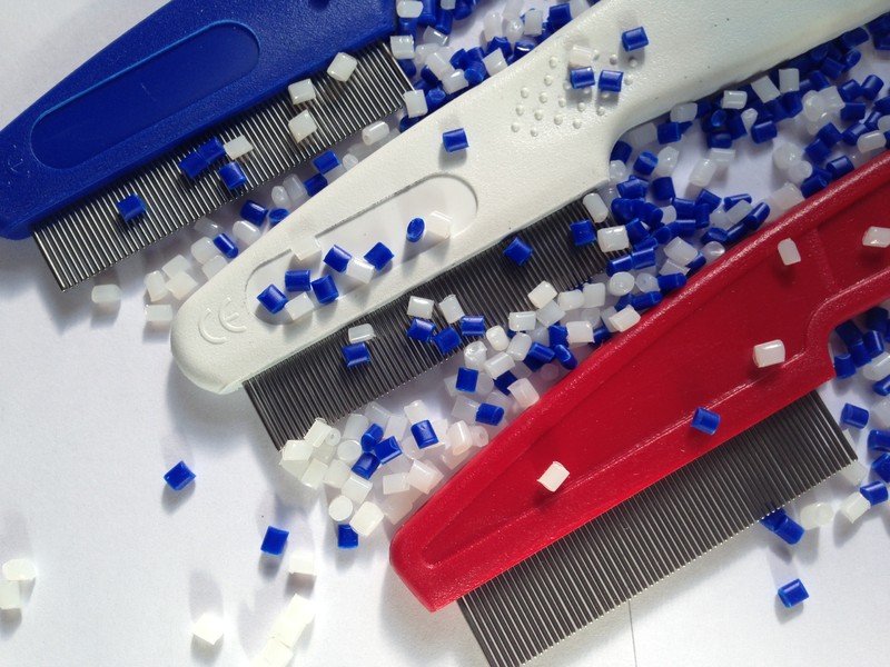 British manufactured lice & flea combs