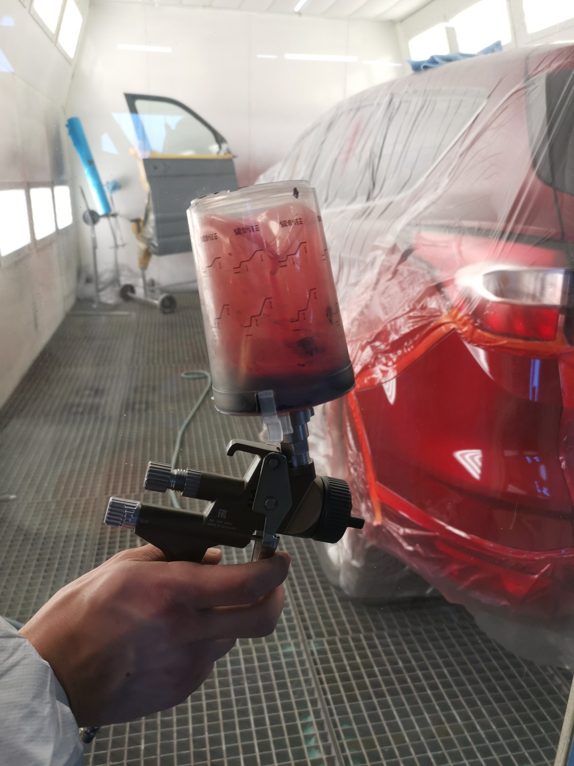 Autolackierer - Ihre Autolackiererei bei Karosseriebau Sachs