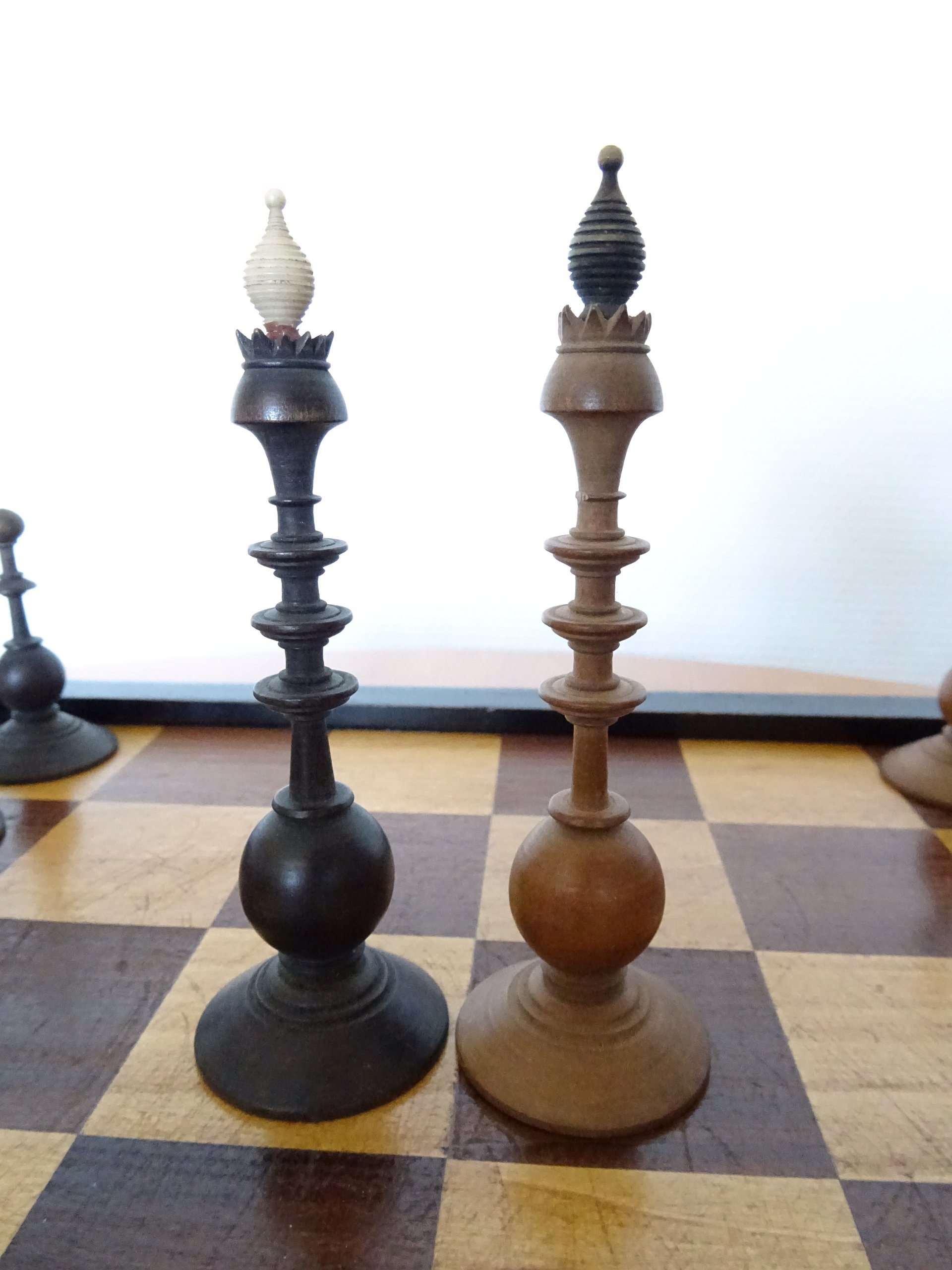 Dutch Chess Set, late 18th c.