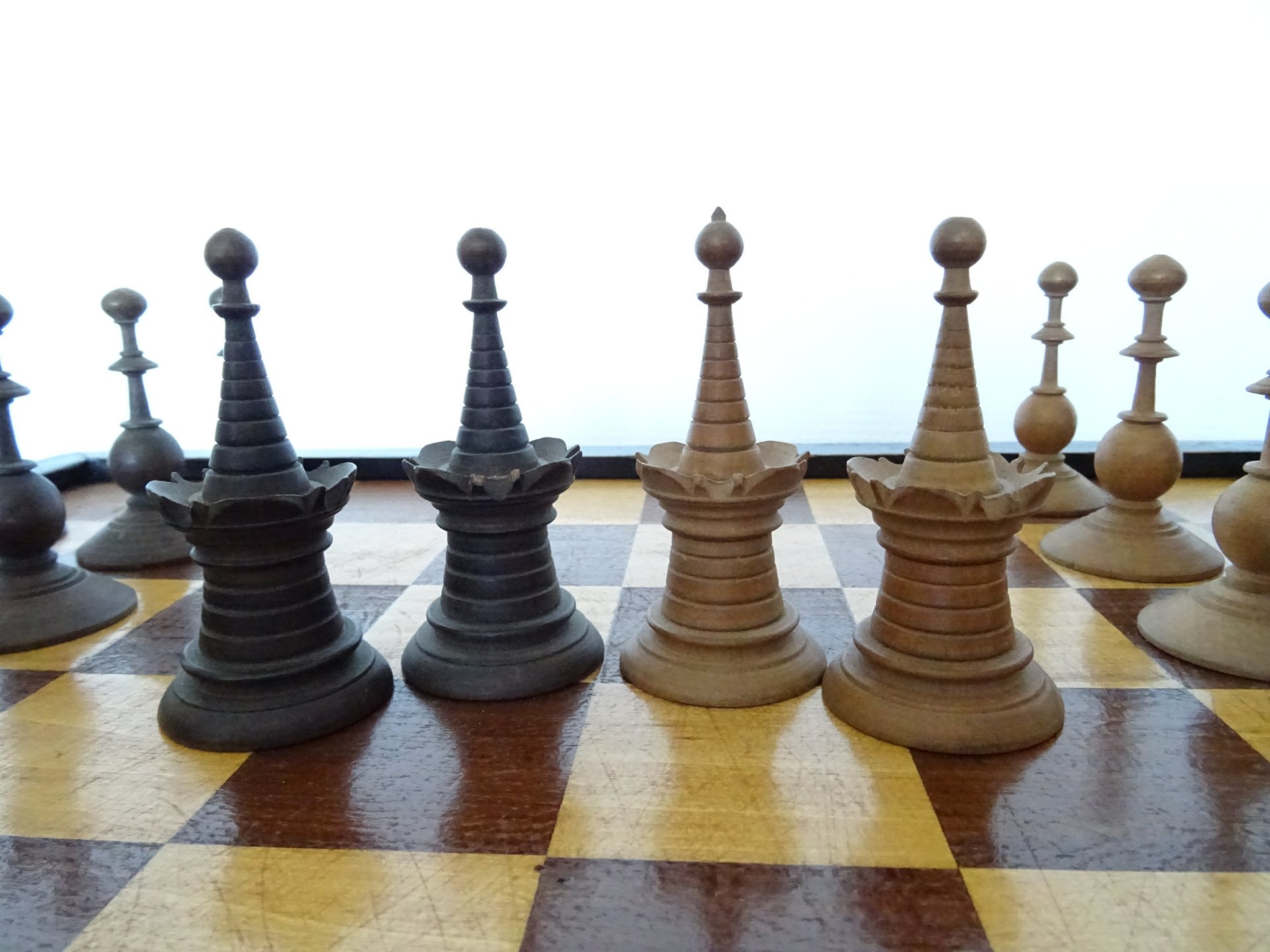 Dutch Chess Set, late 18th c.