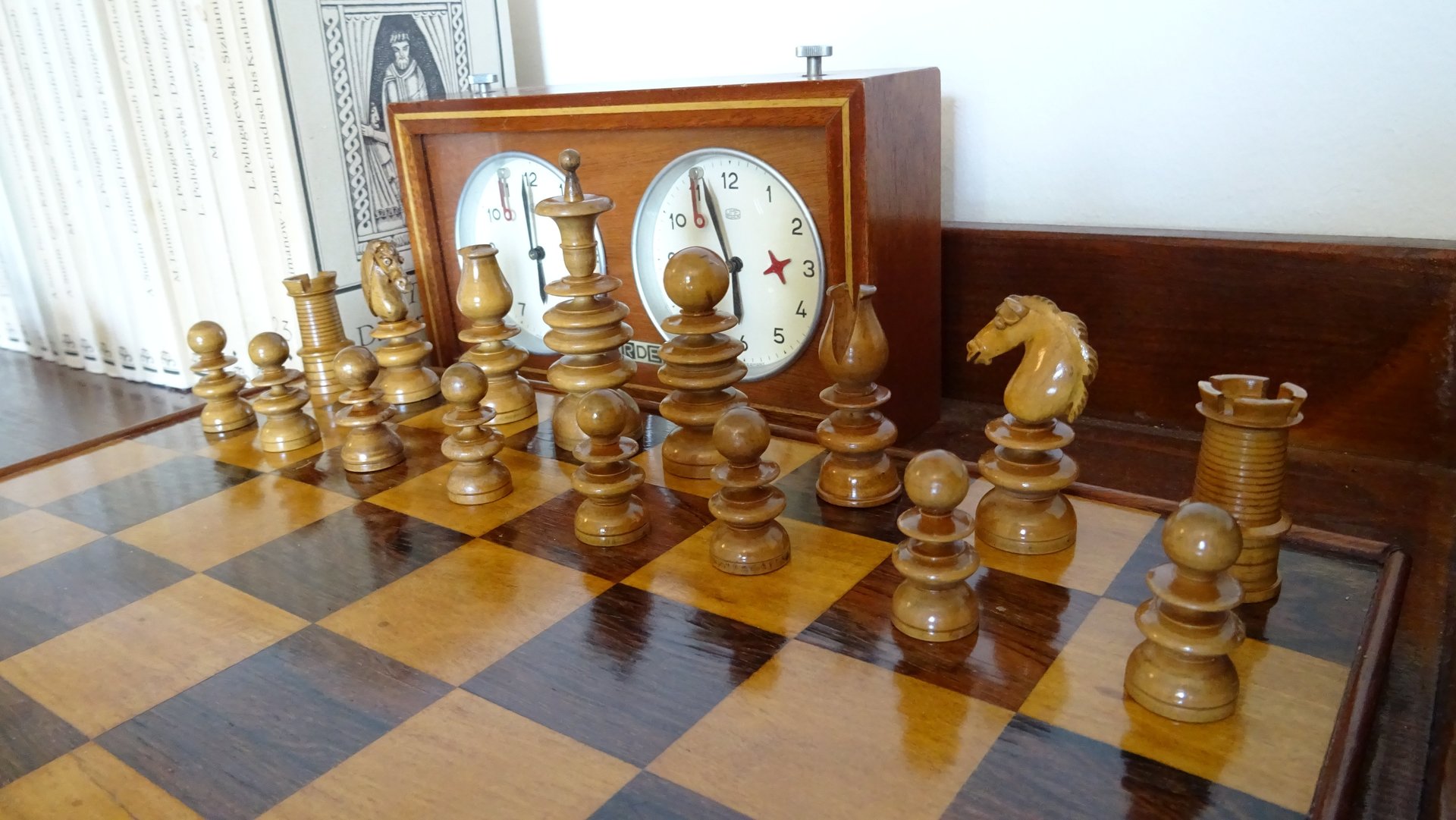 Old English Chess Set, "St. George" Pattern, Calvert, ca. 1820