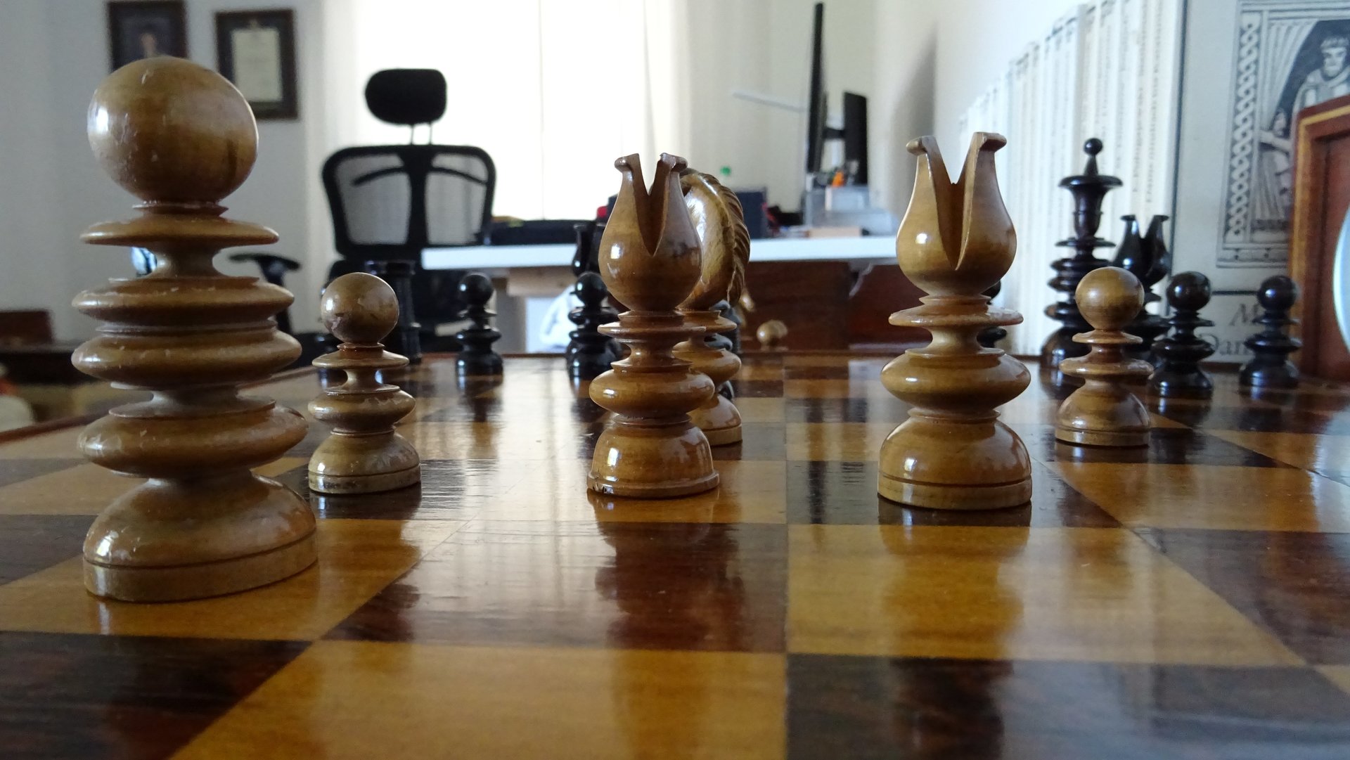 Old English Chess Set, "St. George" Pattern, Calvert, ca. 1820