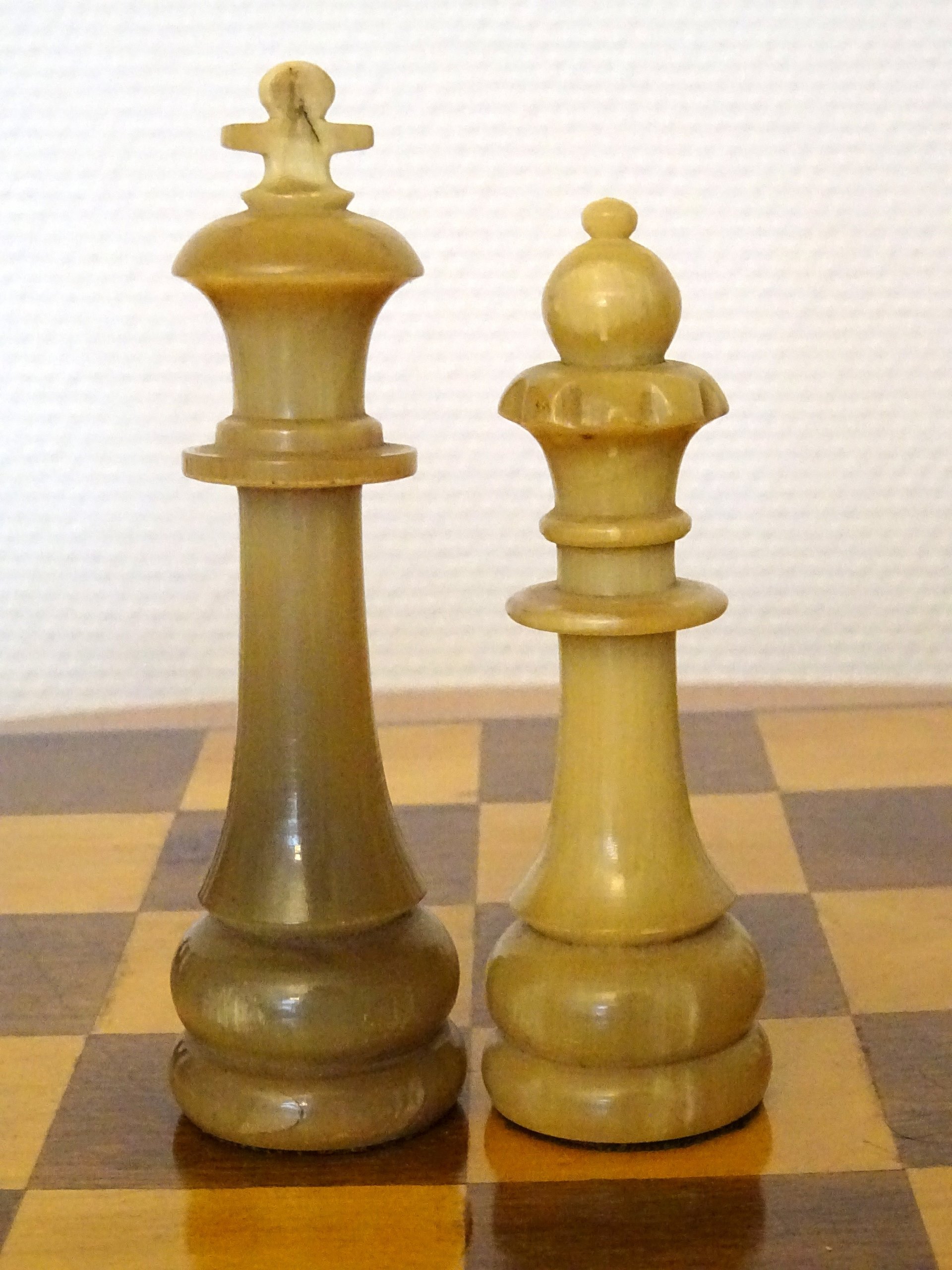German Buffalo Horn Chess Set, early 20th century
