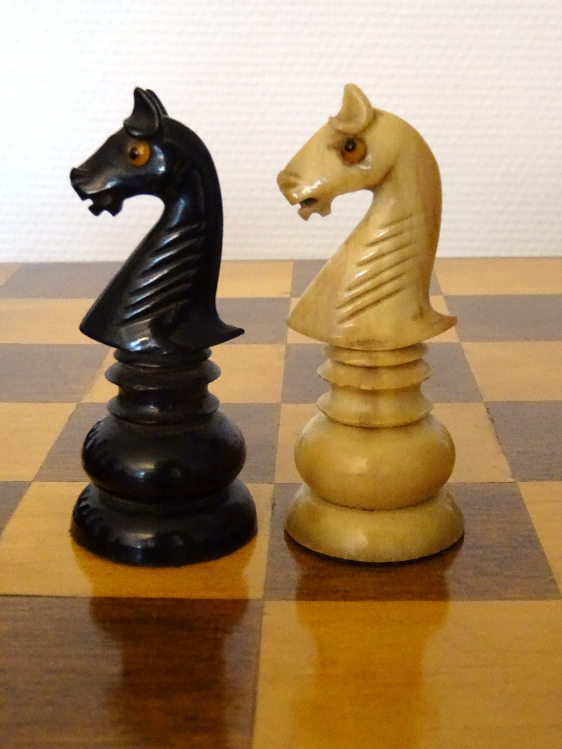 German Buffalo Horn Chess Set, early 20th century