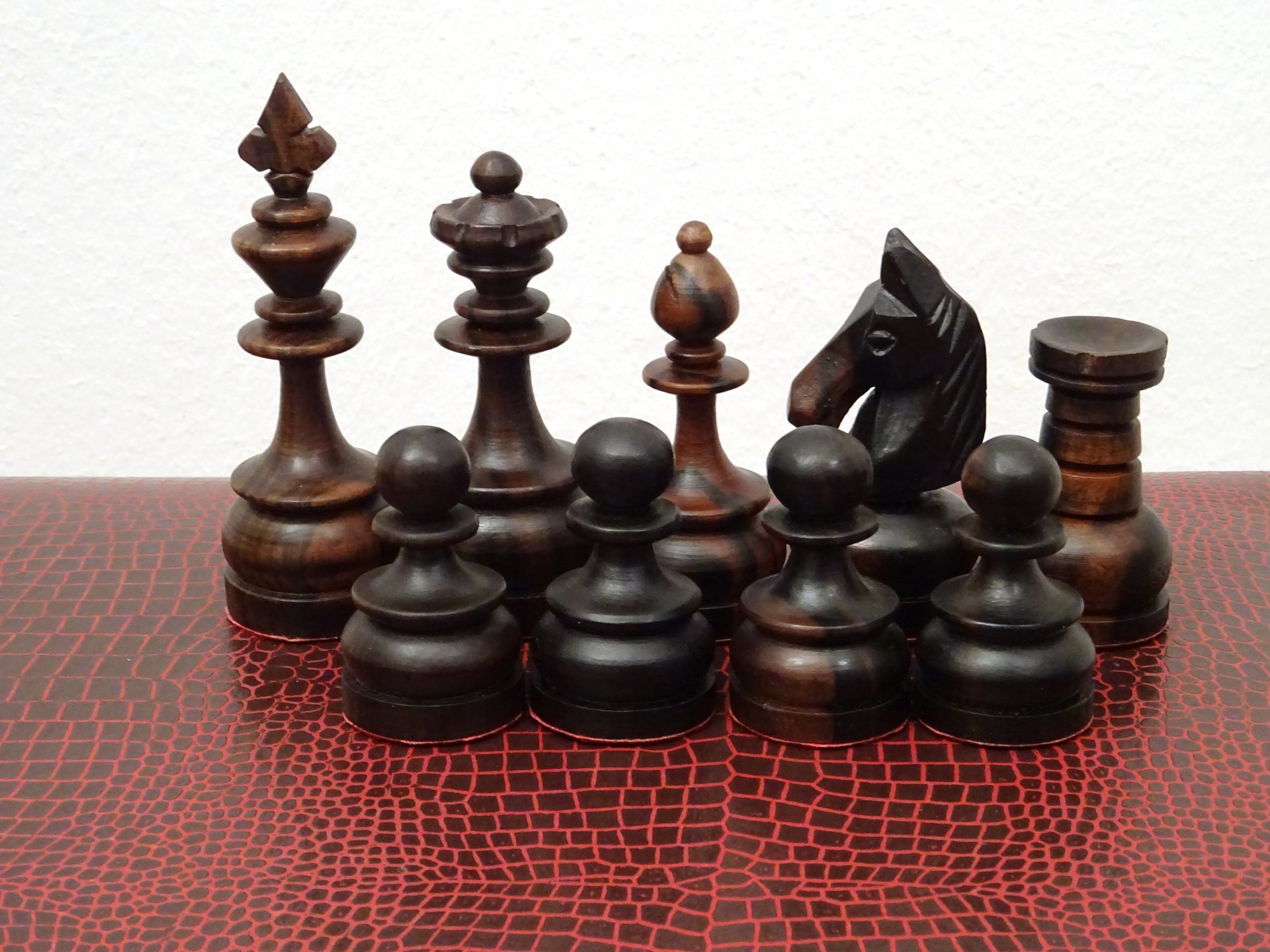 Philippine Staunton Chess Set, 3.93" (10 cm), A.P.F.v.Rolland, 1960-1980