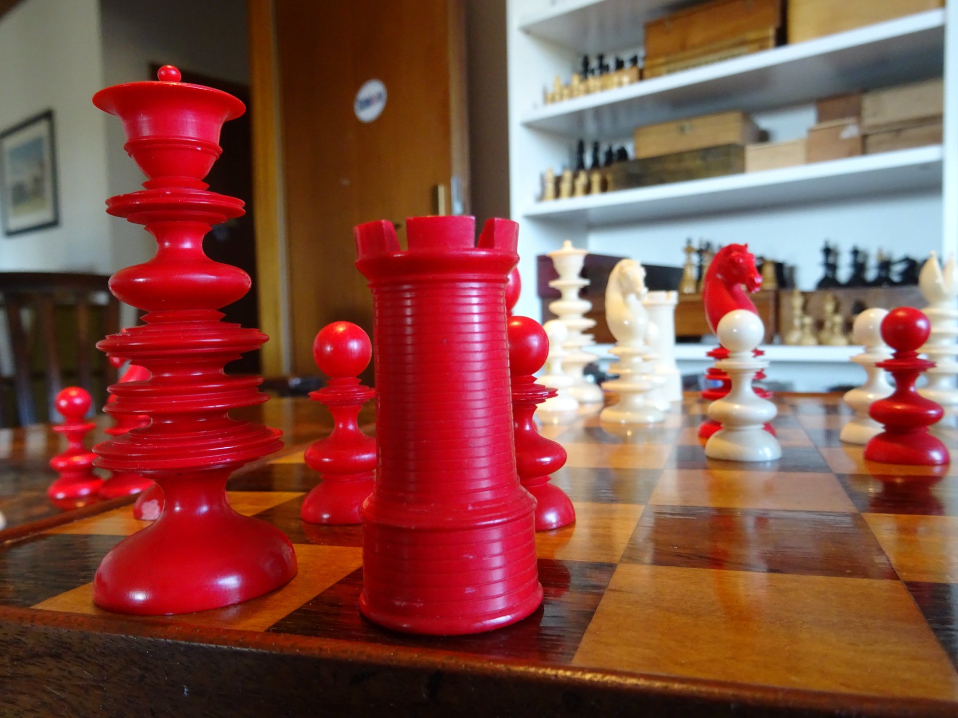 English Ivory Chess Set, "St. George" Pattern, Calvert, ca. 1830