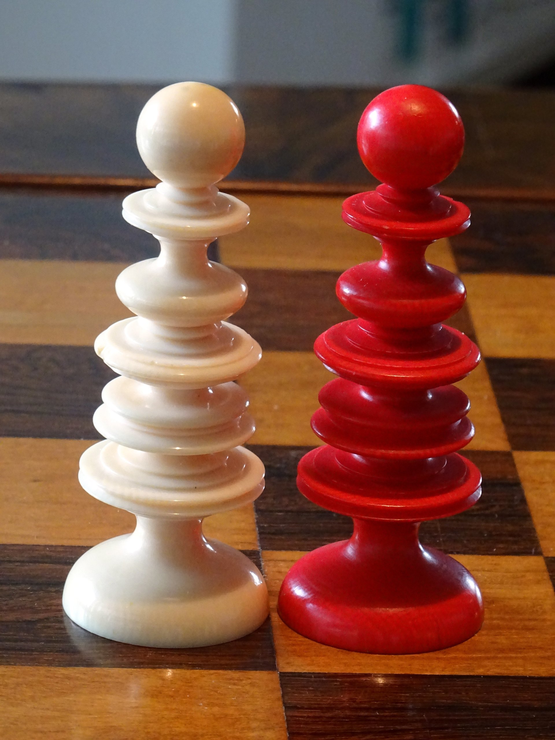 English Ivory Chess Set, "St. George" Pattern, Calvert, ca. 1830