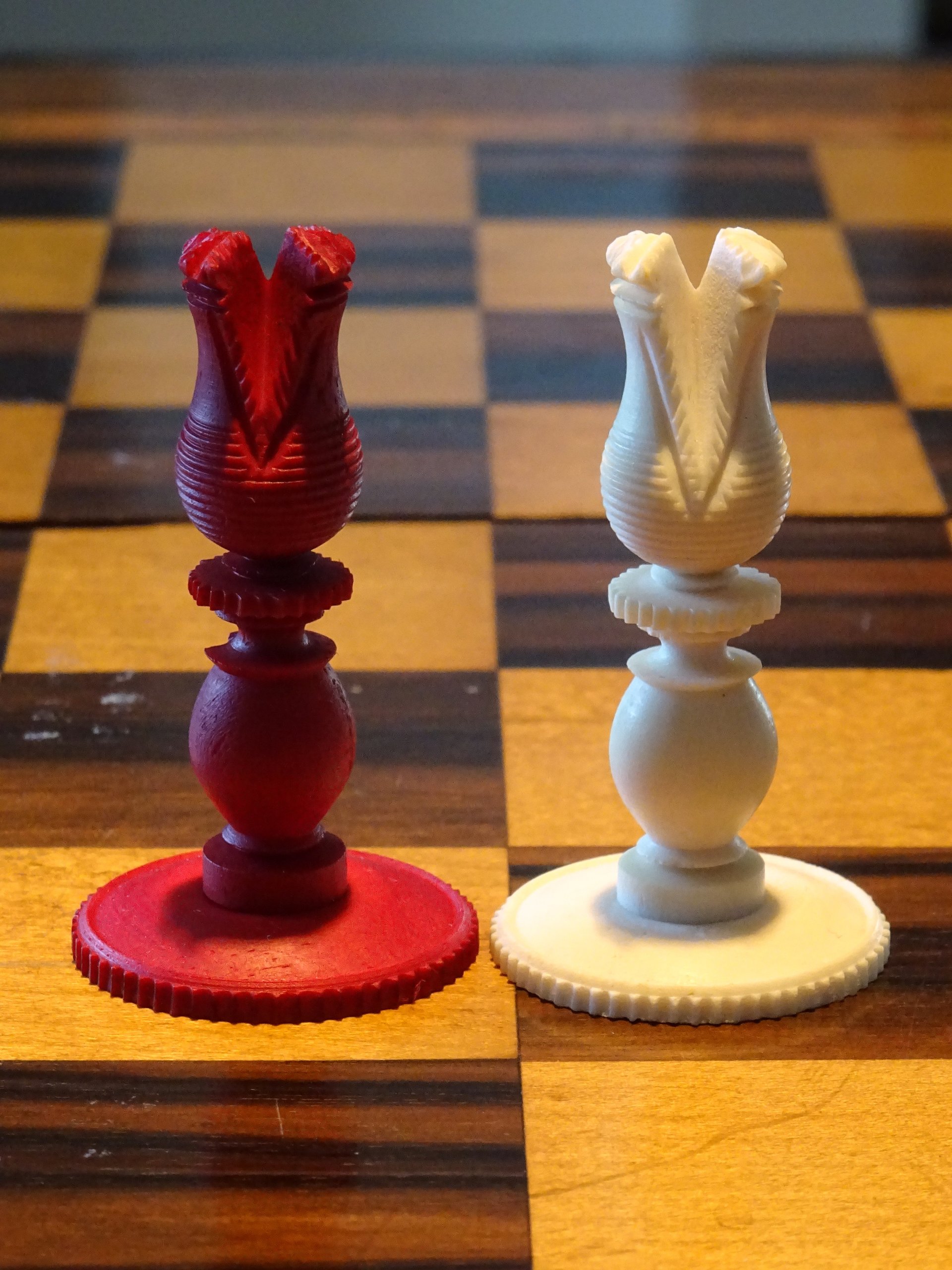 English Bone Chess Set, "Barleycorn" pattern, ca. 1820-1850