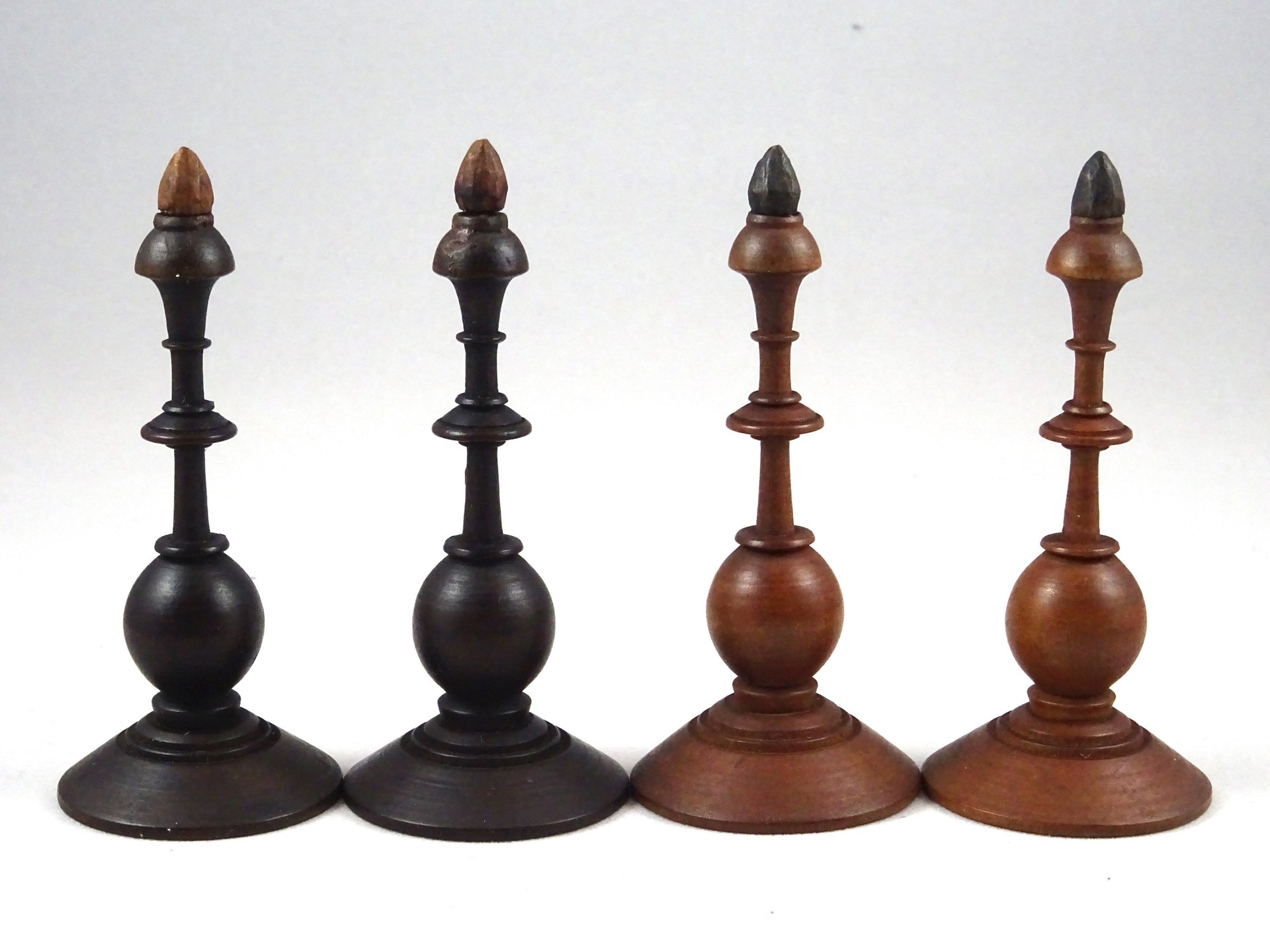Dutch Chess Set, late 18th c.