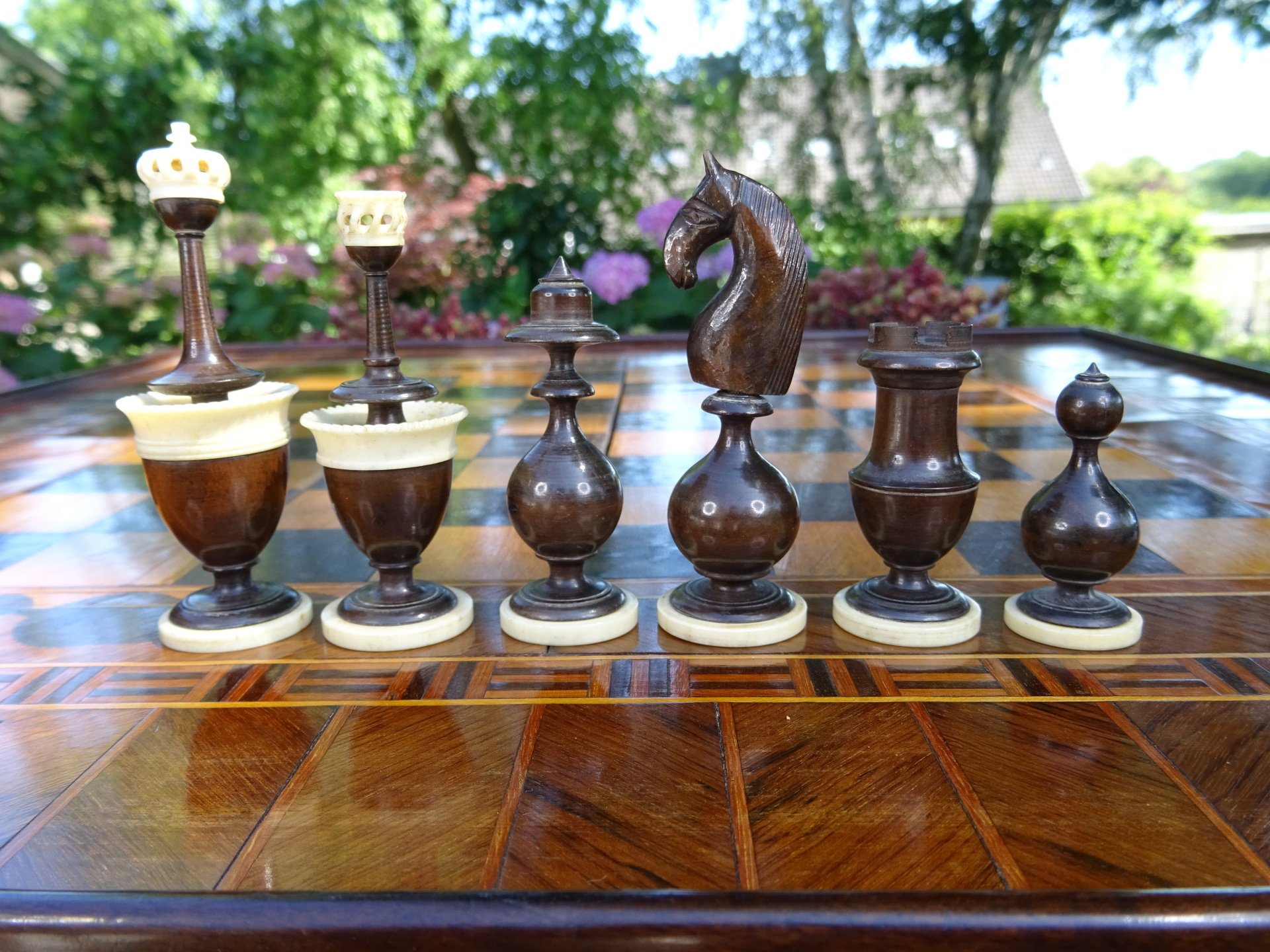 French Lyon Chess Set, ca. 1780-1820