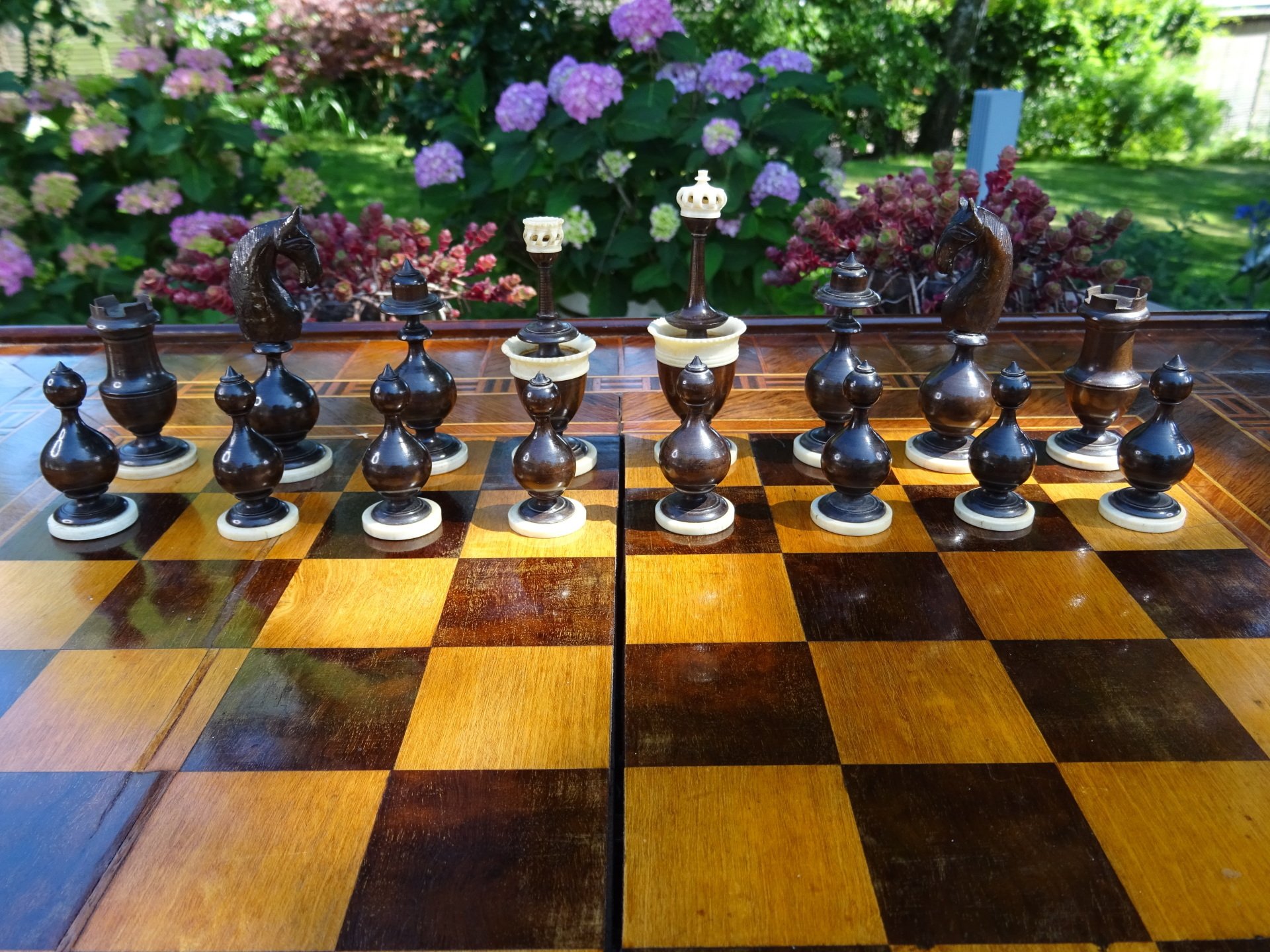 French Lyon Chess Set, ca. 1780-1820