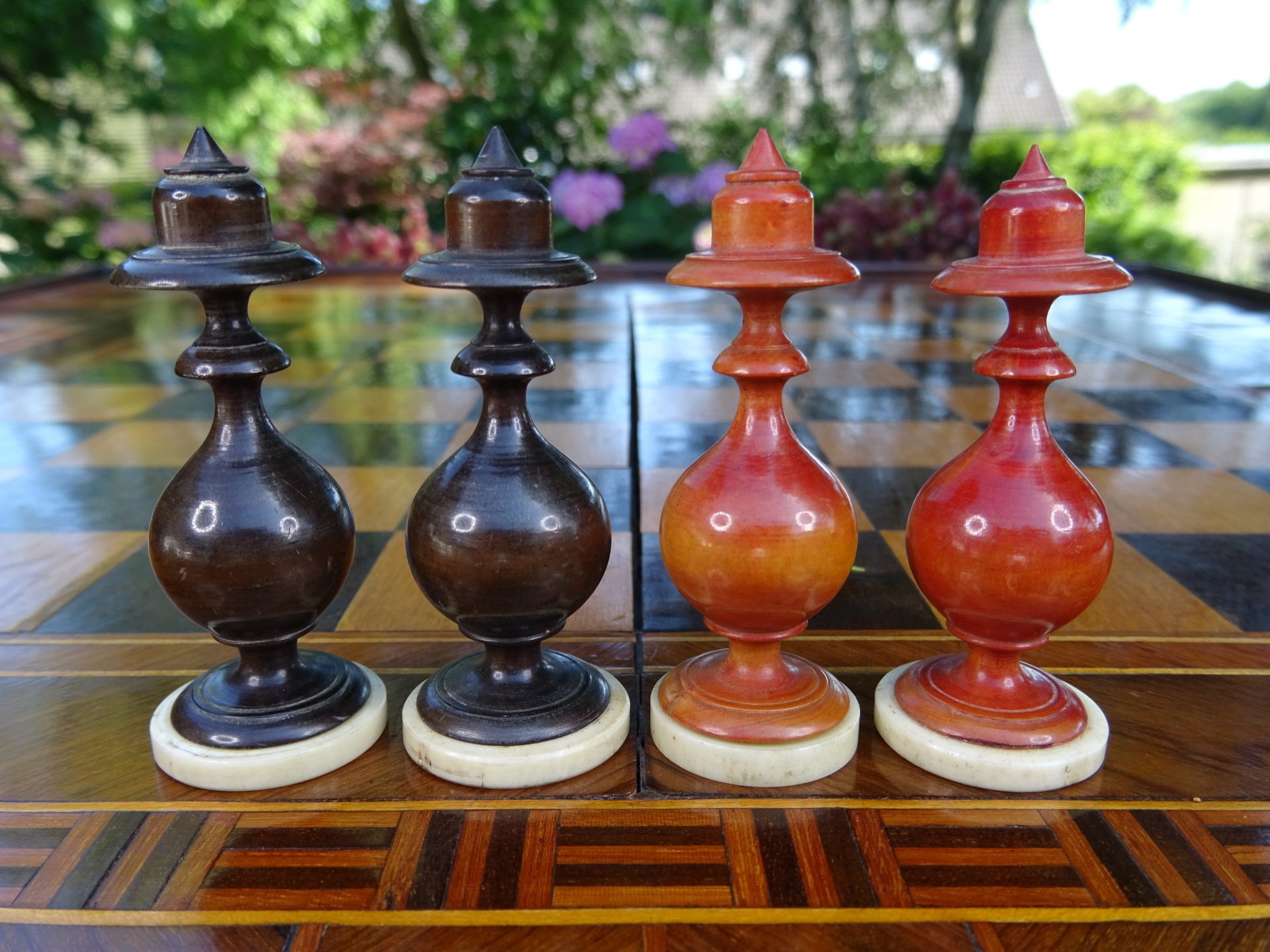 French Lyon Chess Set, ca. 1780-1820