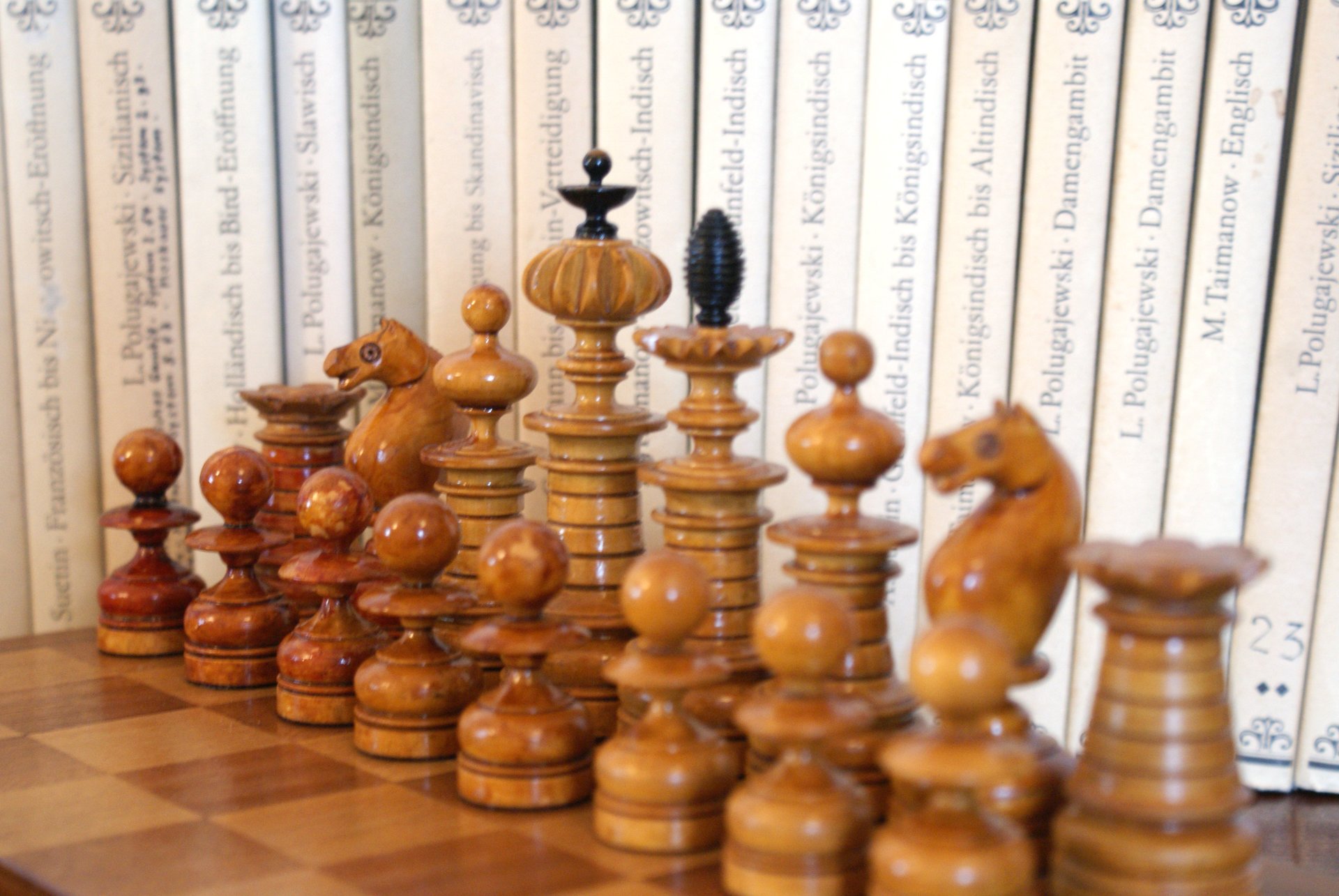 Russian Tsarist Chess Set, Club Size, ca. 1890-1900