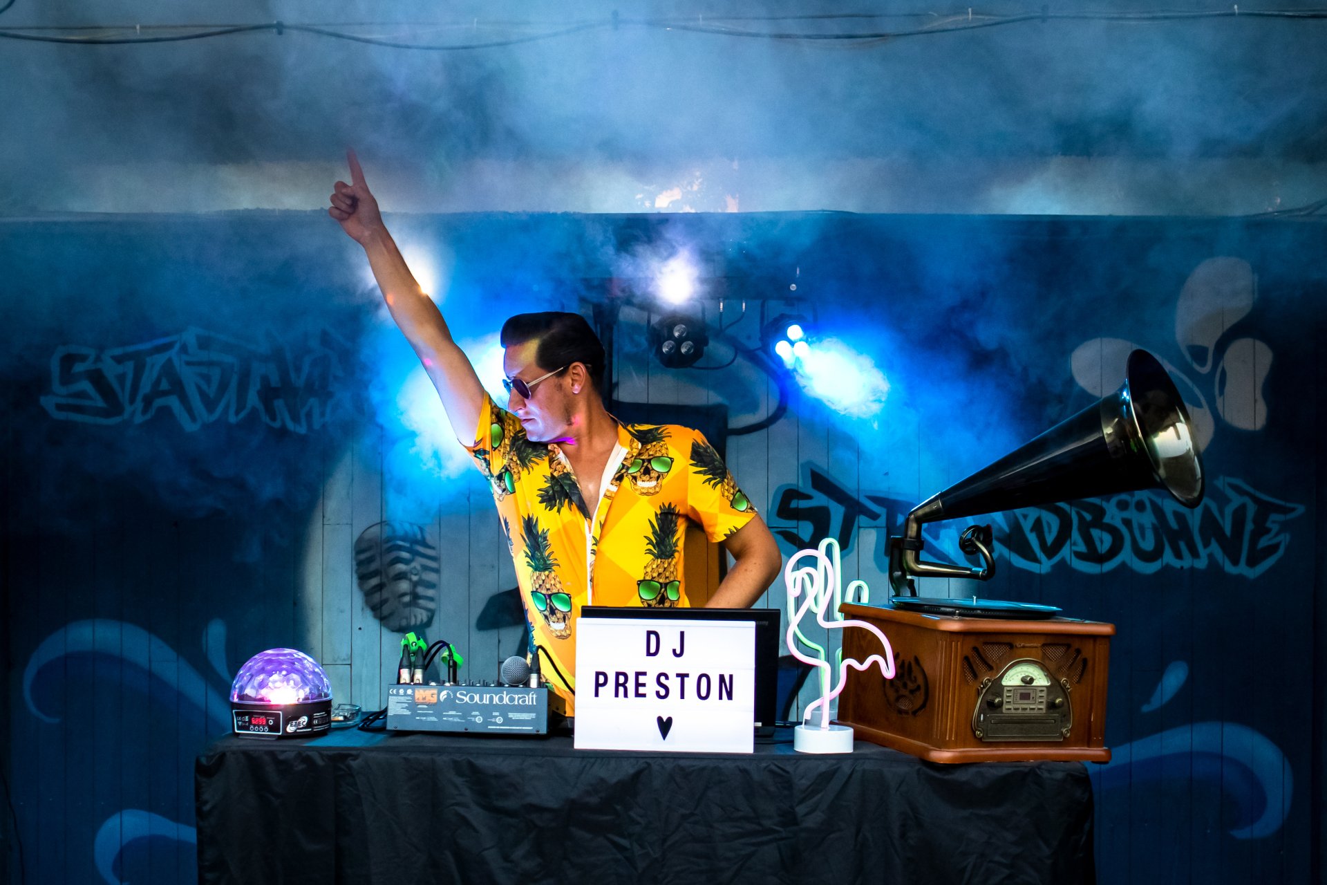 Rock 'n' Roll - DJ Preston buchen? Alle Infos und Booking!