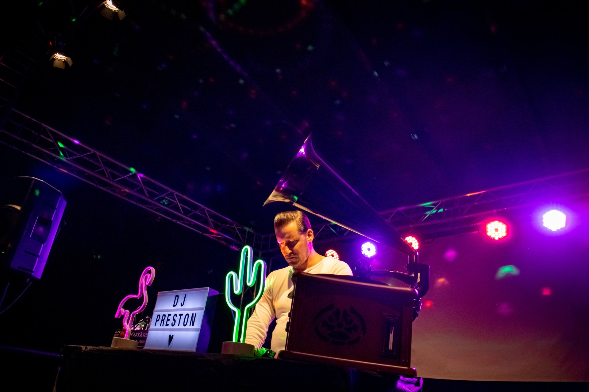 Rock 'n' Roll - DJ Preston buchen? Alle Infos und Booking!