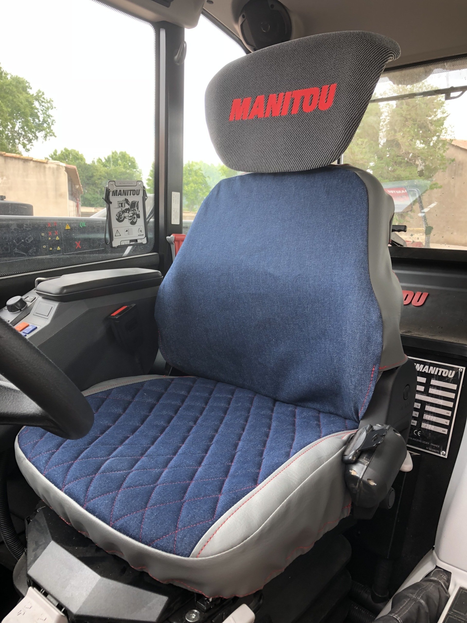 Nos housses de sièges en Jean Dos Simple