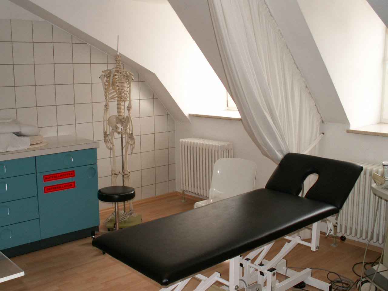Orthopäde Dr. Lasch in Freising, Chirotherapie, Akupunktur