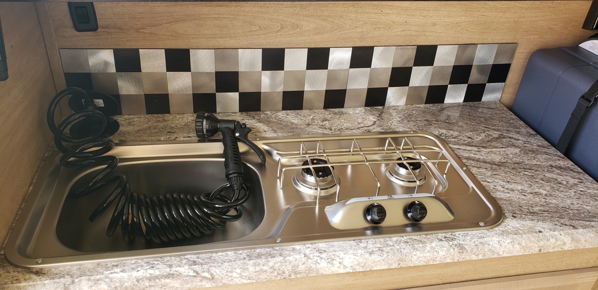 Bushwhacker 10fb Teardrop - Bushwhacker Camper