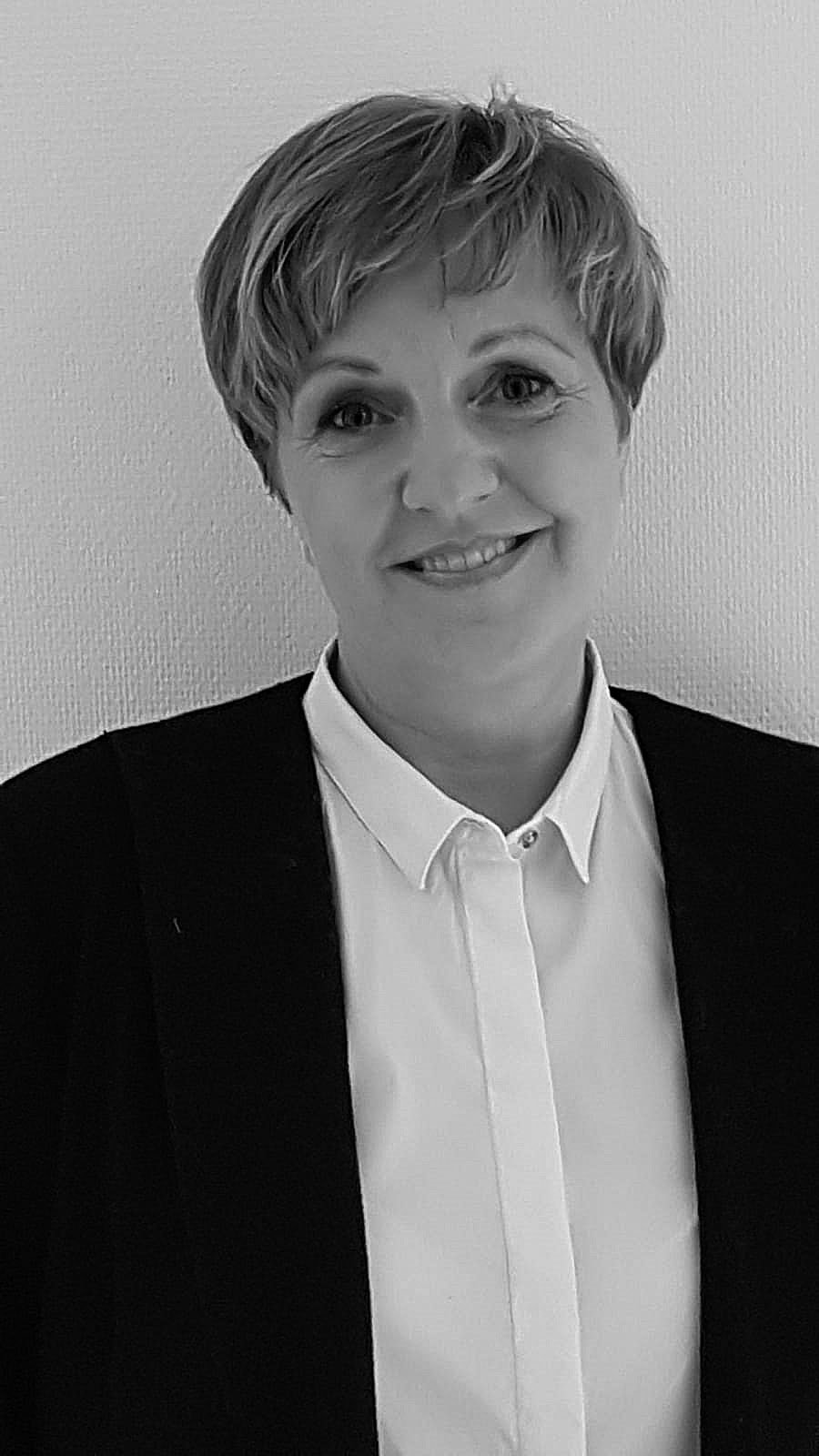 Julia Beer's Instagram, Twitter & Facebook on IDCrawl