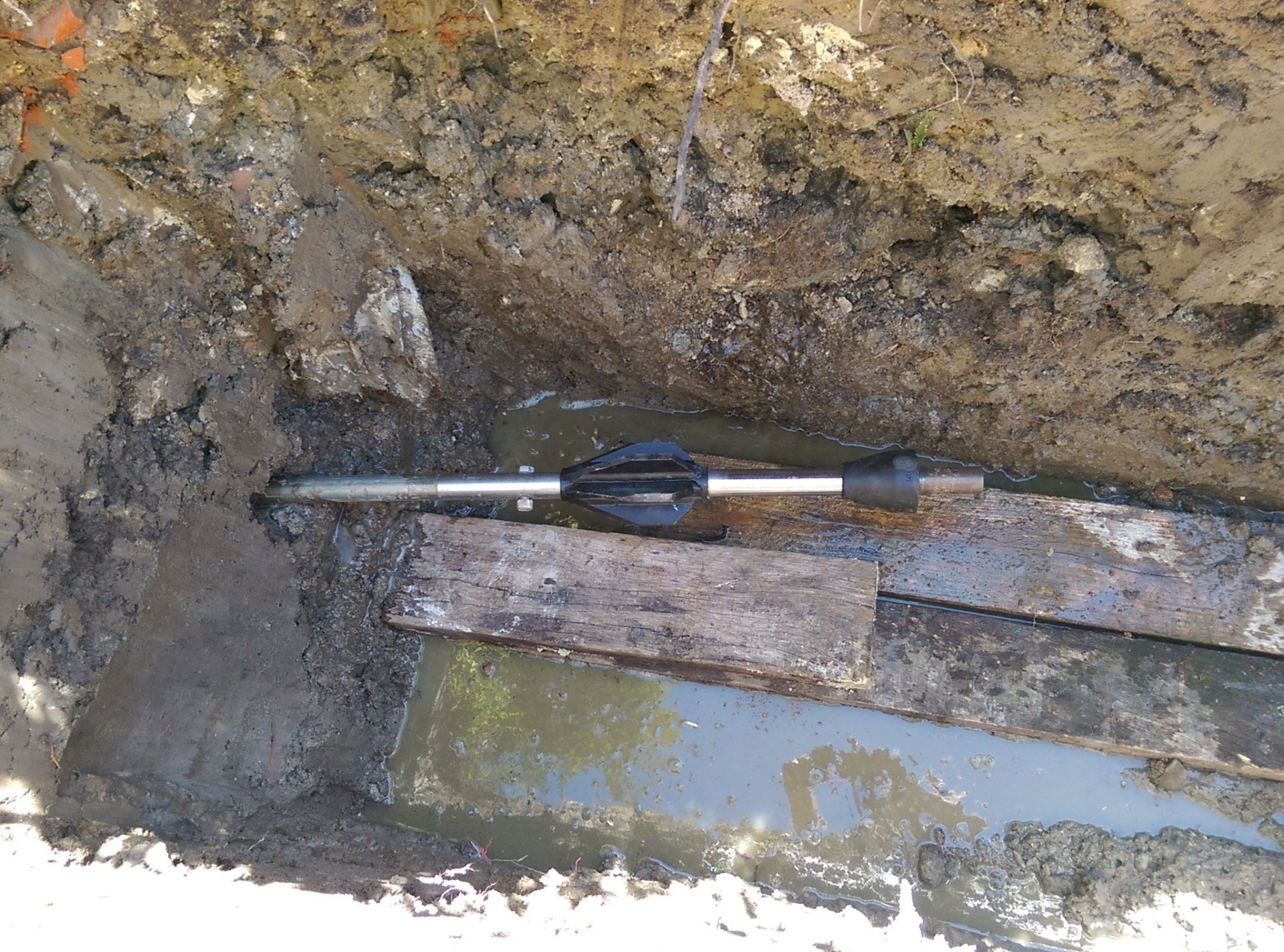 Aquarex Équipement - Fonceur horizontale dirigé compacte TERRA-JACK 125