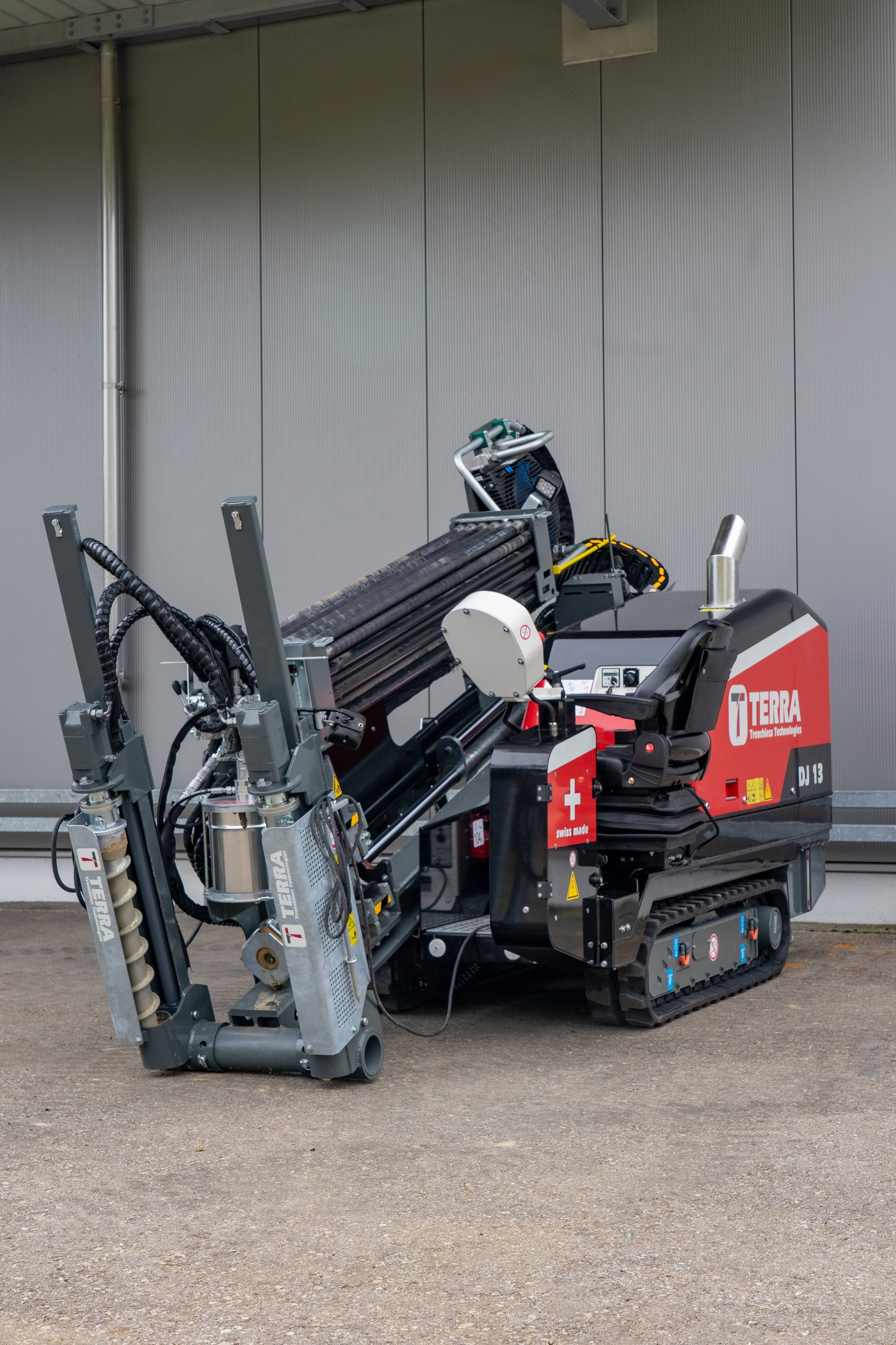 Nouvelle foreuse - DJ13