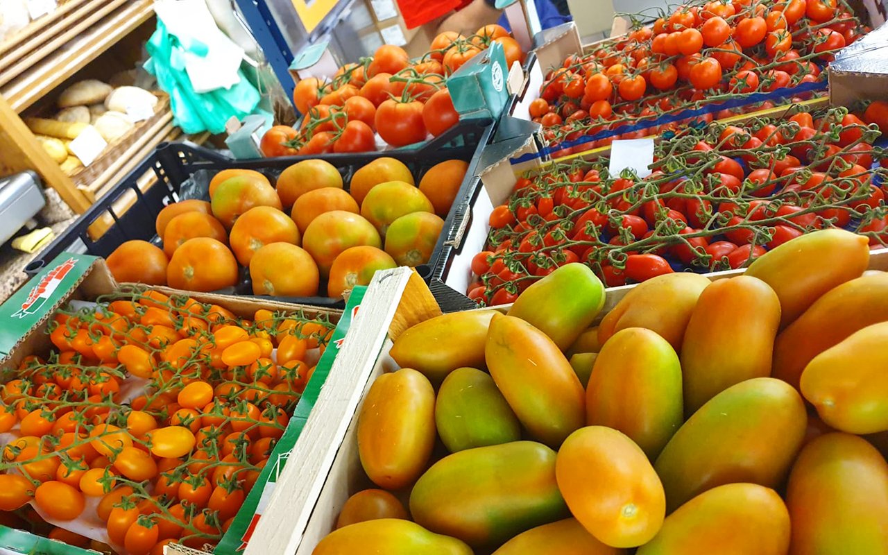 Italienisches Obst & Gemüse - San Marzano Tomaten, Almalfi Zitronen uvm.