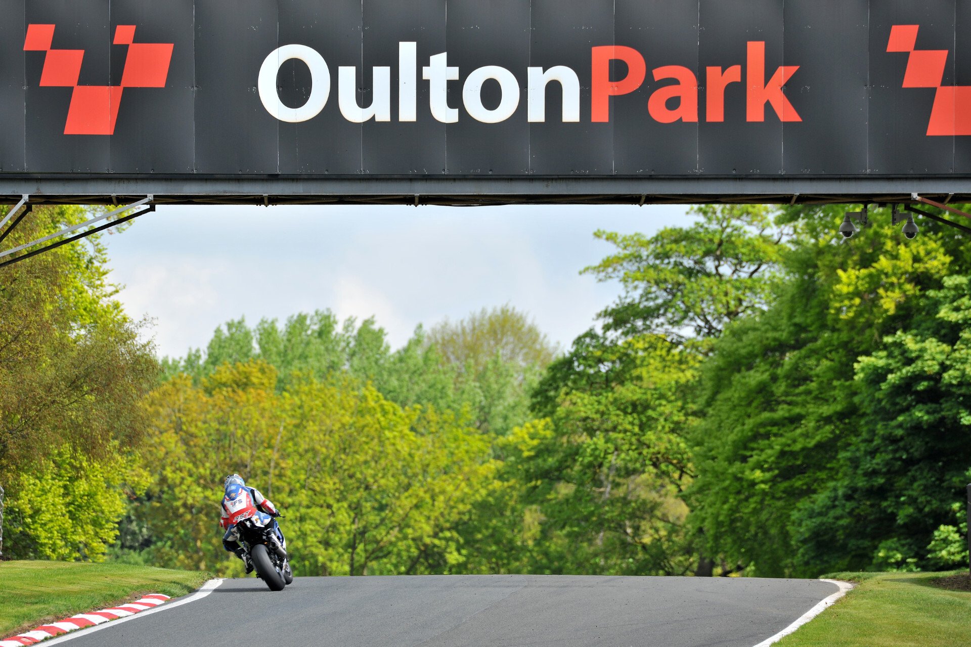 Oulton Park photographic guide