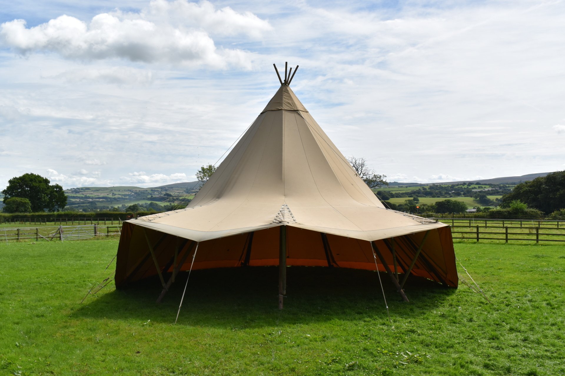 Top Tipis: West Midlands Tipi Hire for Weddings and Events