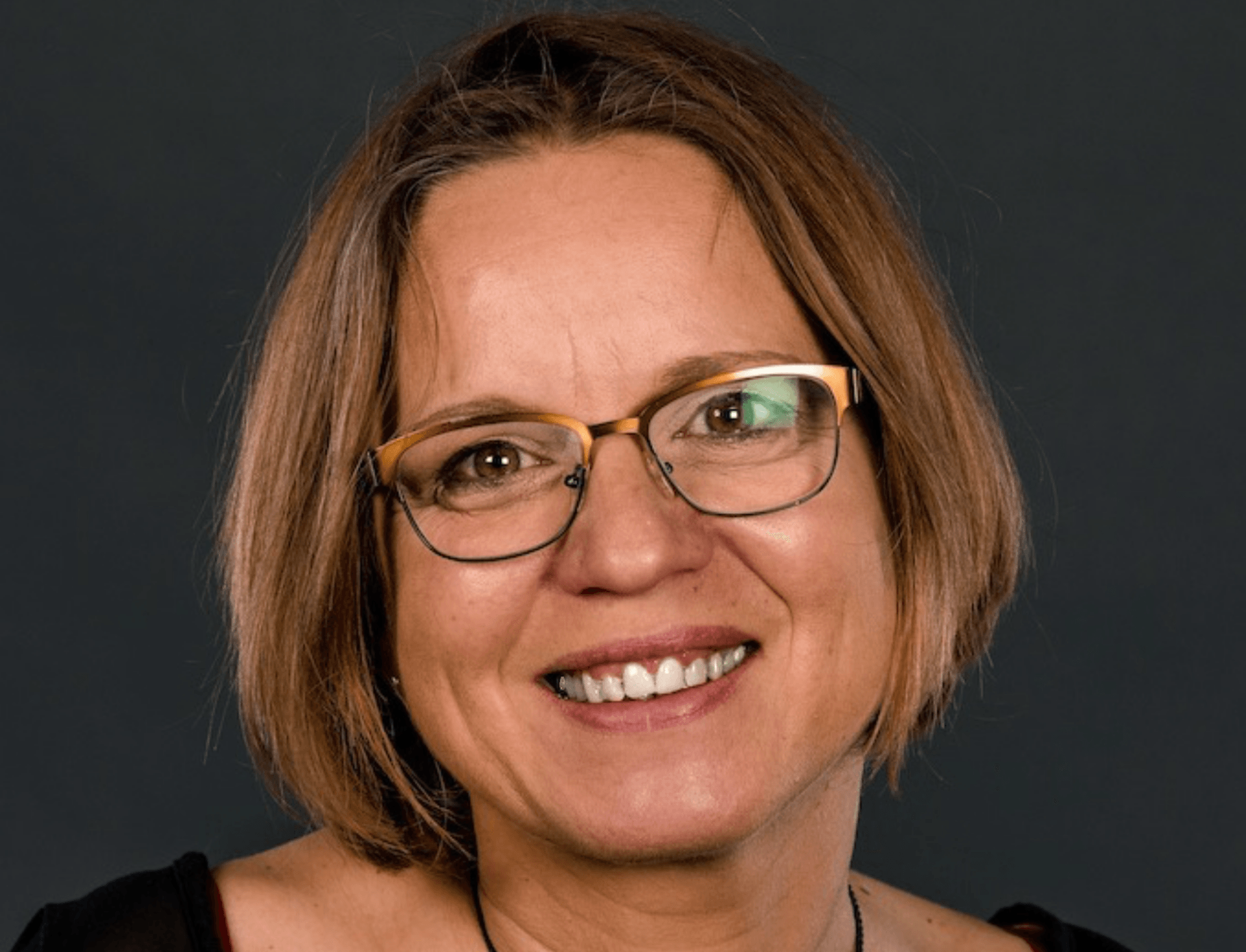 Erzählte Lebensgeschichten und Hörportraits in der Lebensmitte