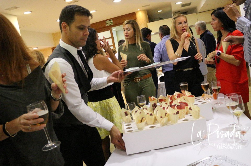 Celebrando el cumpleaños de Mercedes Soto imagen corporativa de FCC ...