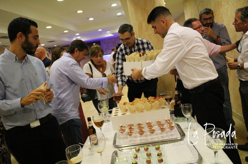 Celebrando el cumpleaños de Mercedes Soto imagen corporativa de FCC ...