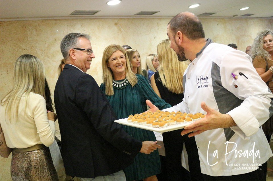 Celebrando el cumpleaños de Mercedes Soto imagen corporativa de FCC ...