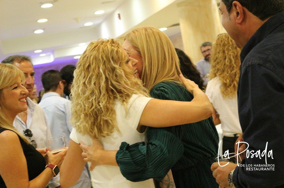 Celebrando el cumpleaños de Mercedes Soto imagen corporativa de FCC ...