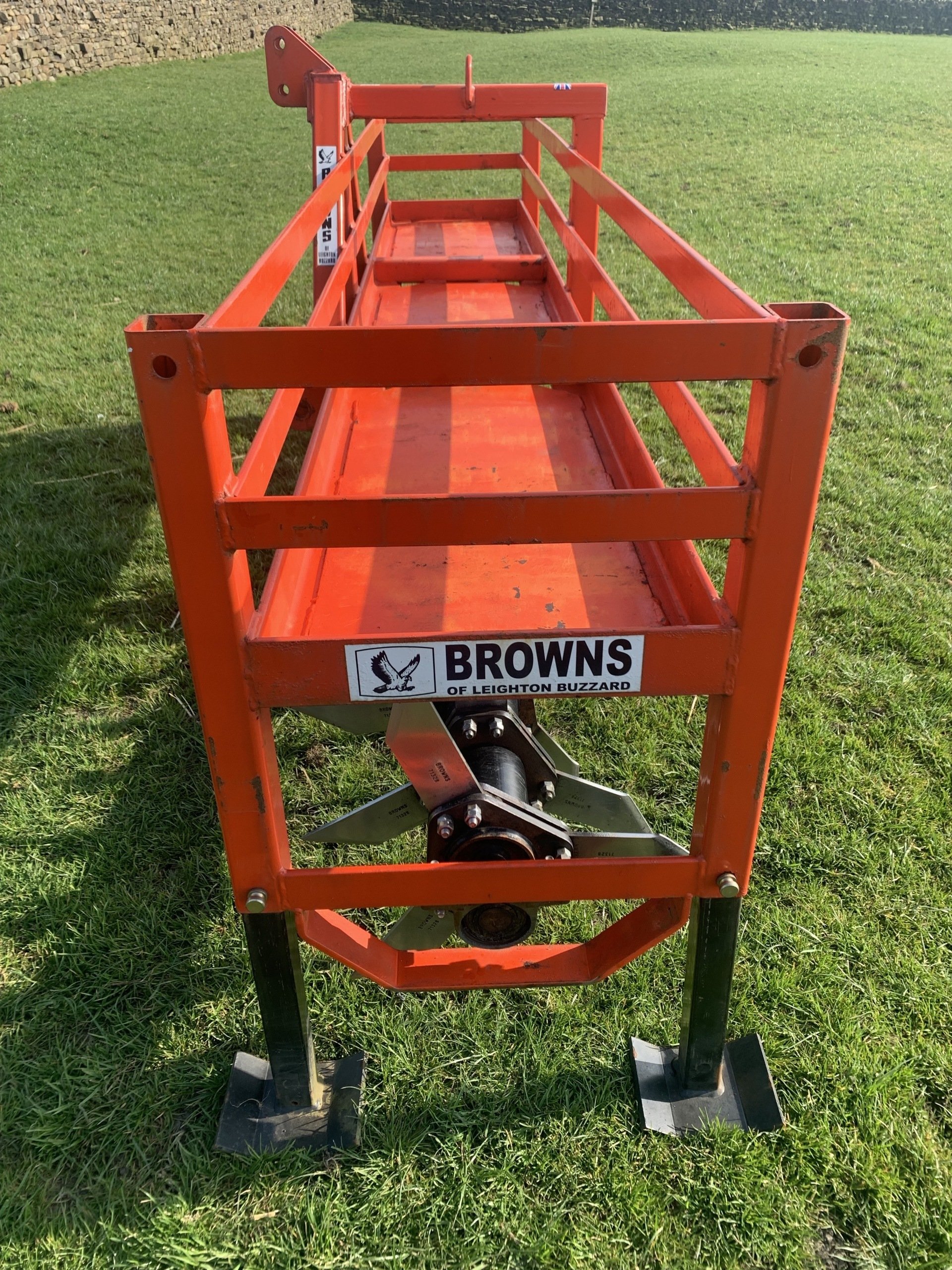 Browns 3m Aerator, Grass Slitter