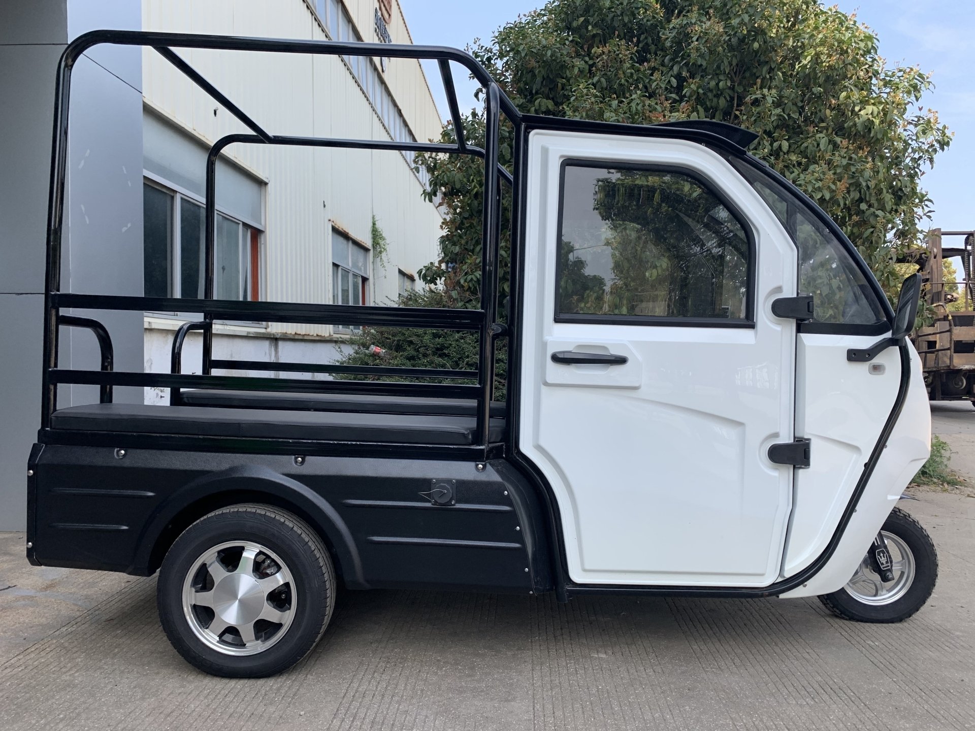 ZEV Electric Models. Motor Scooters, motorcycles, enclosed trikes ...