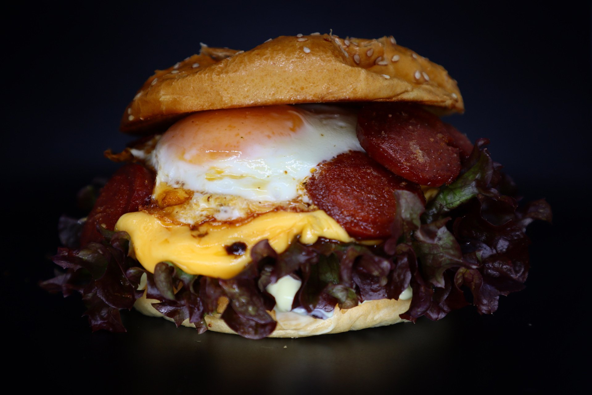 Basement Burgerhouse und Cocktailbar | Wir lieben Burger!