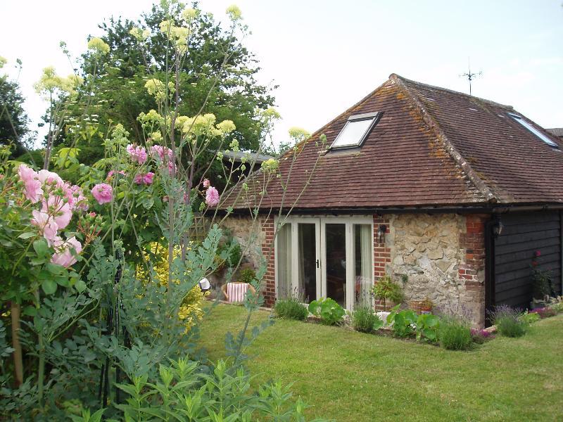 stay in amberley west sussex, south downs way